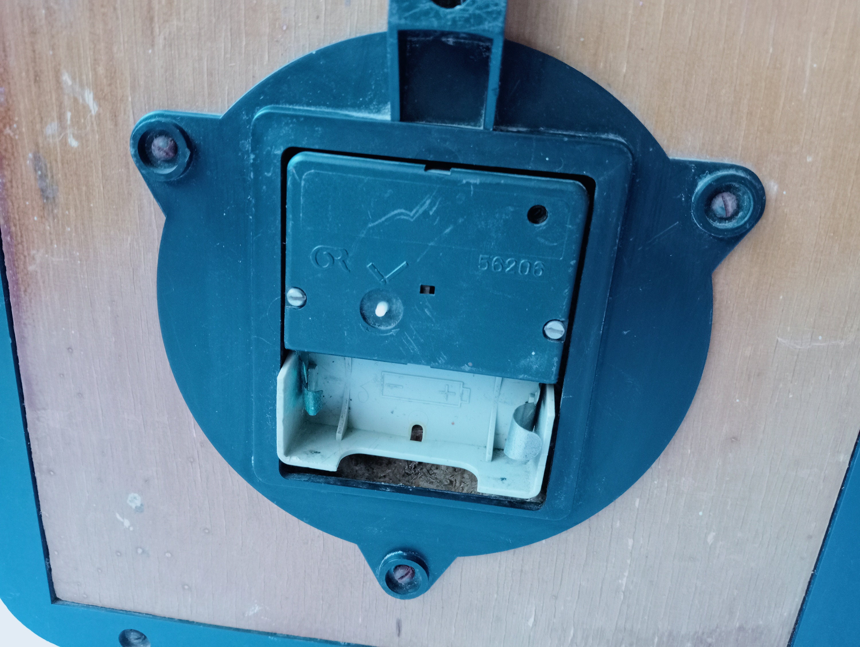 Soviet Wall Clock Amber YANTAR JANTAR USSR Decor Home Vintage Old Retro ...