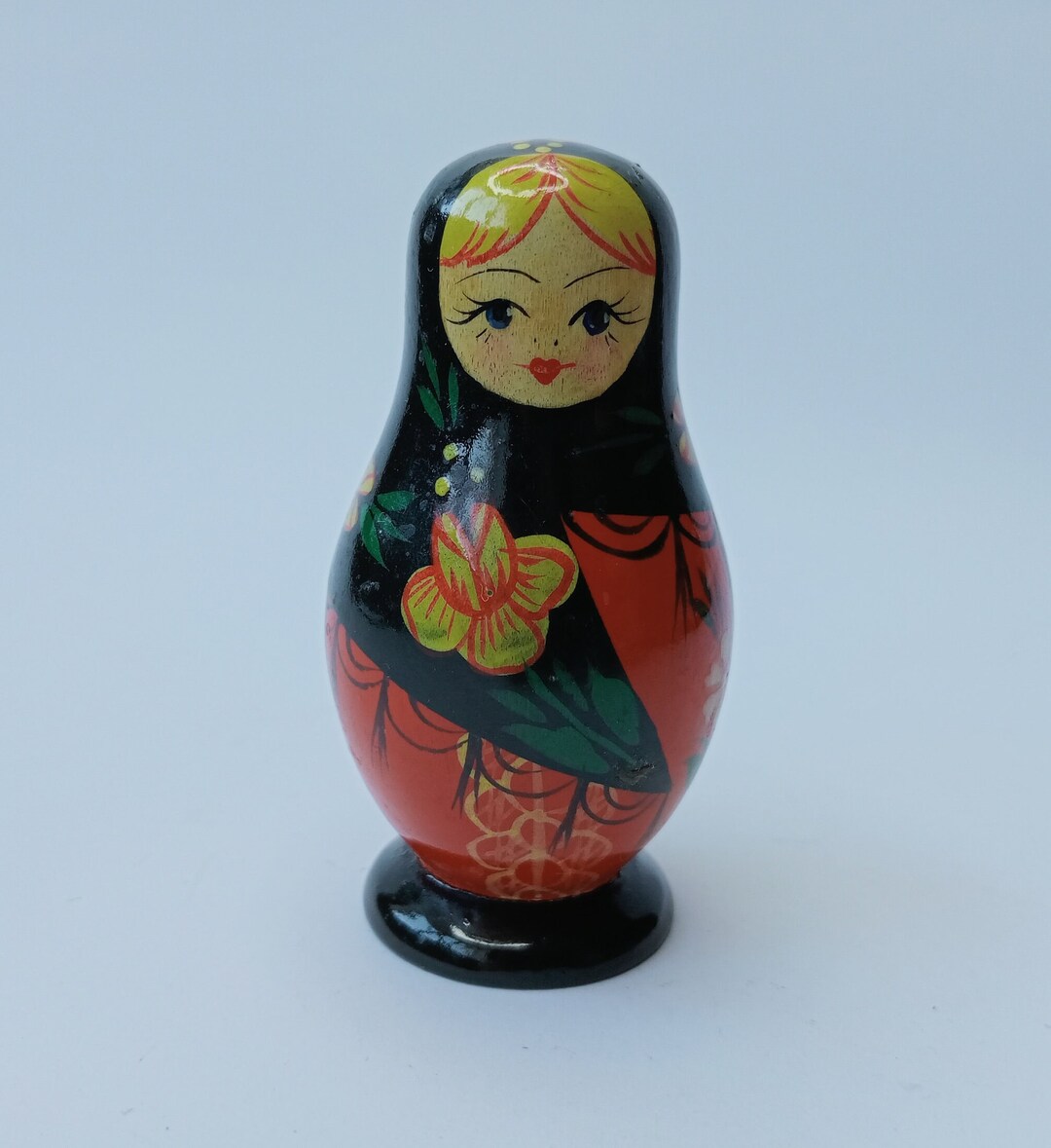 Small Wooden Nesting Doll Matryoshka Vintage Wood Collectible Rare ...