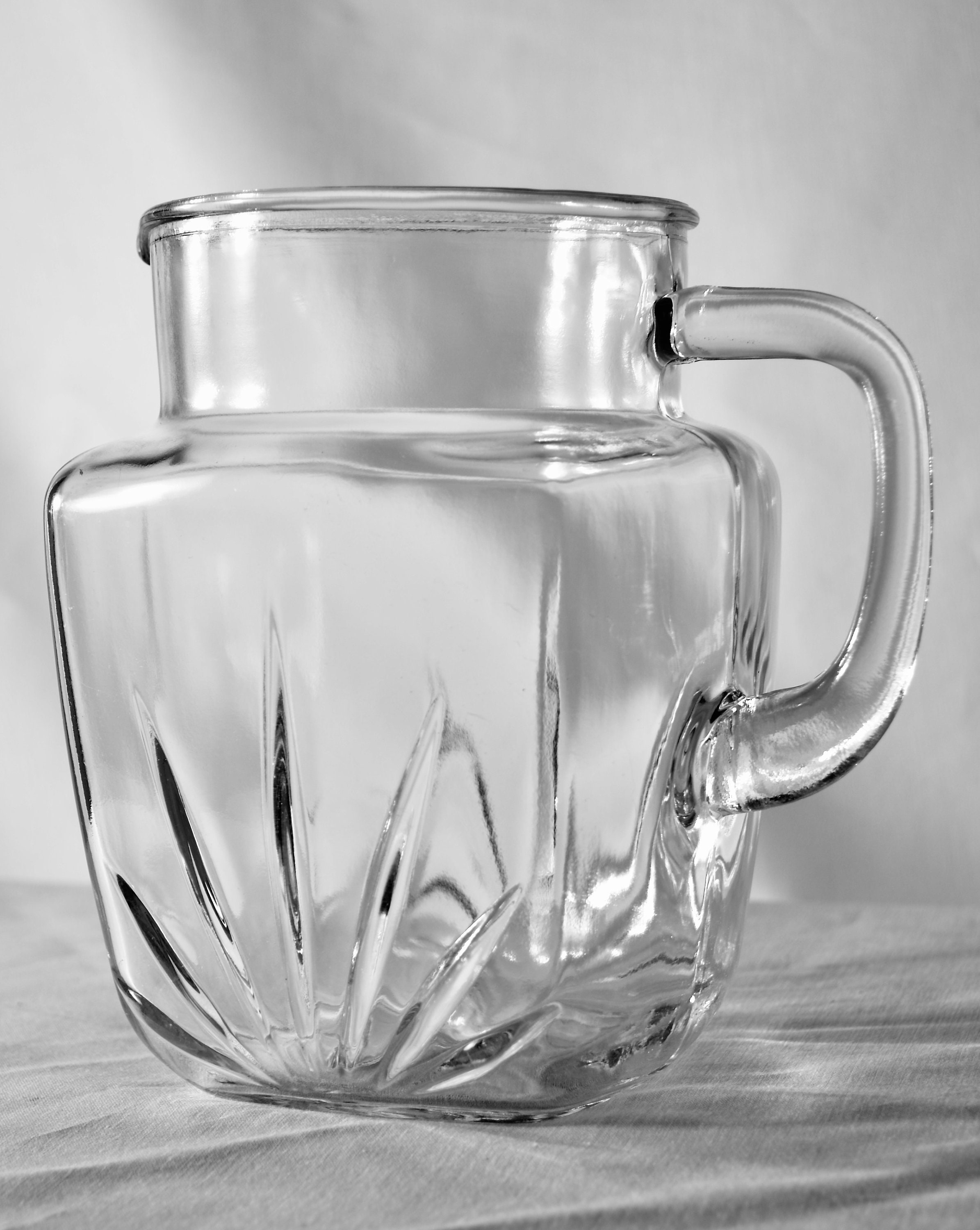 Large Vintage Federal Starburst Pitcher / Clear Glass Star Pitcher ...