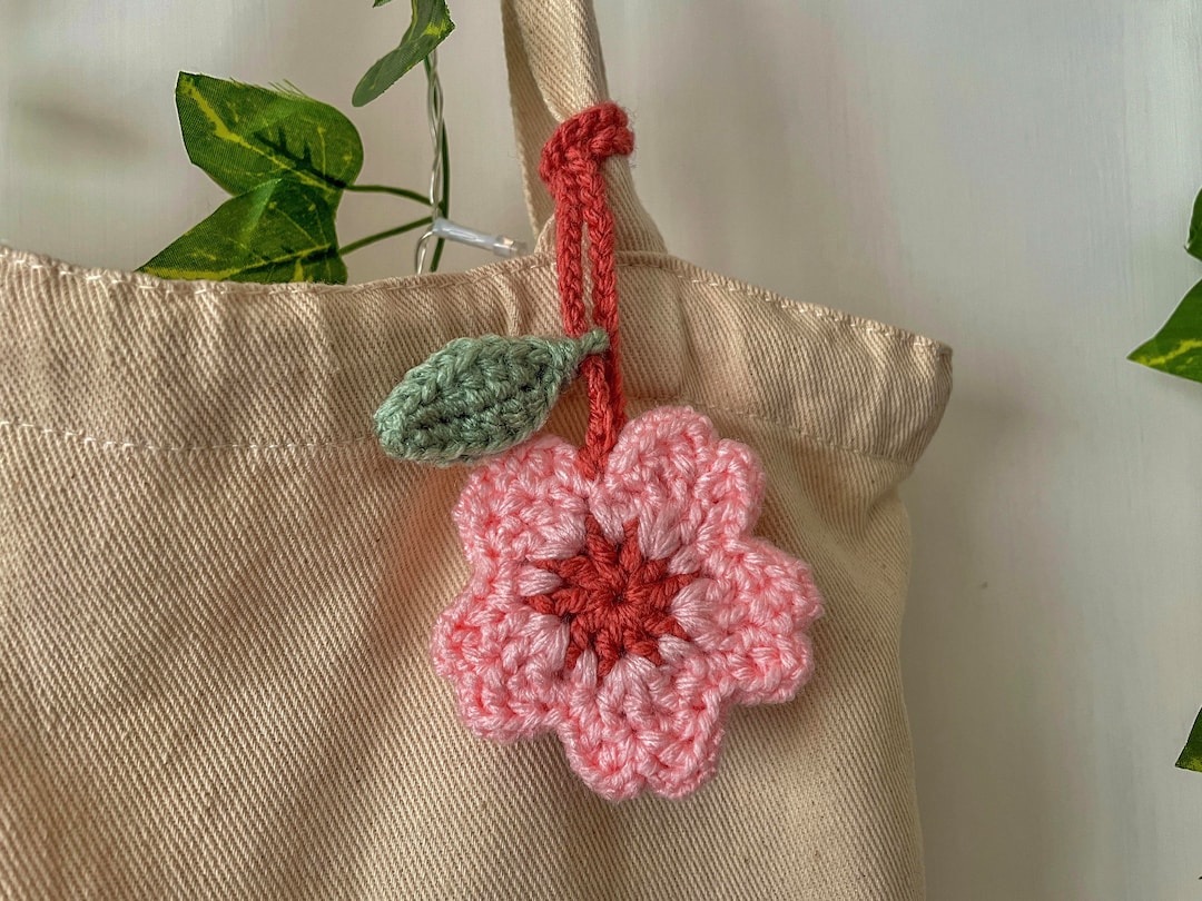 Crochet Sakura Flower Bag Tag | Flower Keychain ~ Cherry Blossom ...