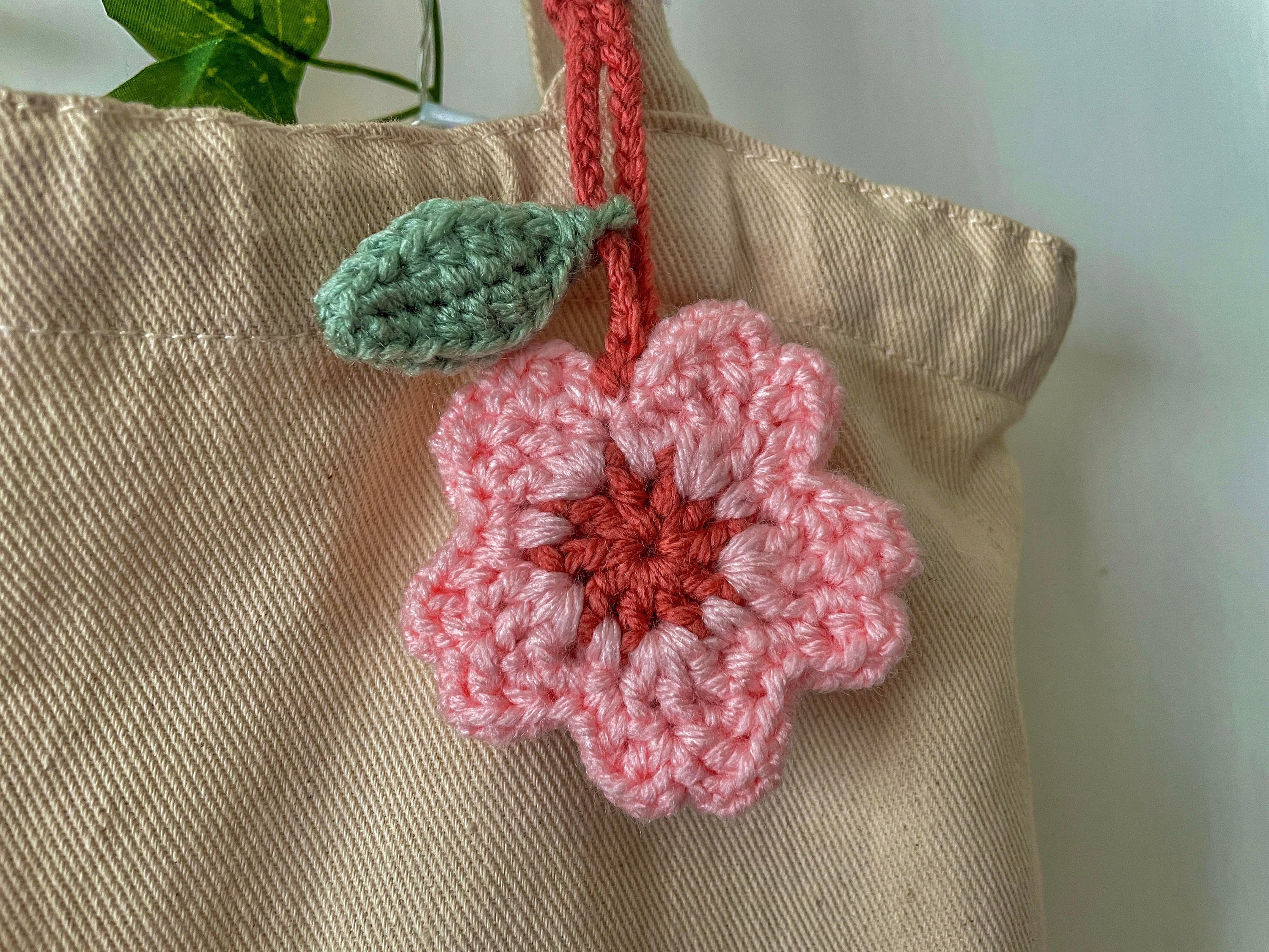 Crochet Sakura Flower Bag Tag | Flower Keychain ~ Cherry Blossom ...