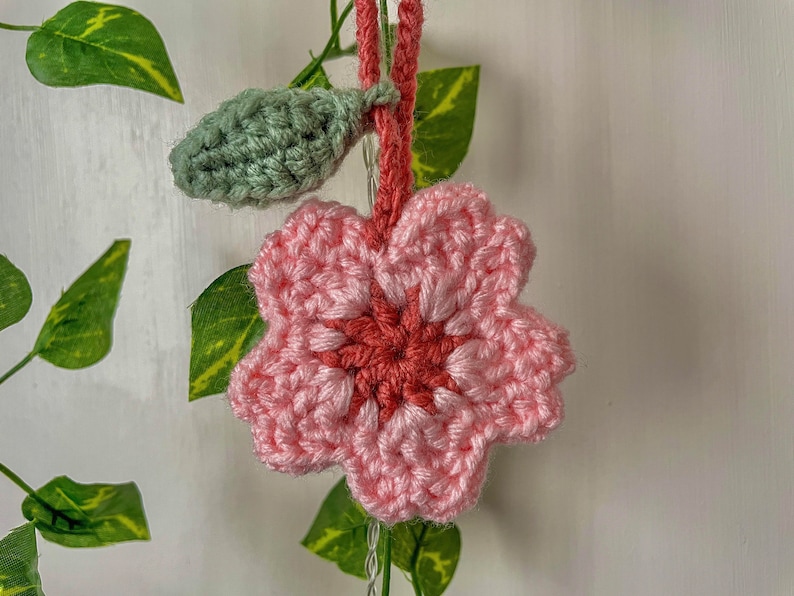 Crochet Sakura Flower Bag Tag | Flower Keychain ~ Cherry Blossom ...