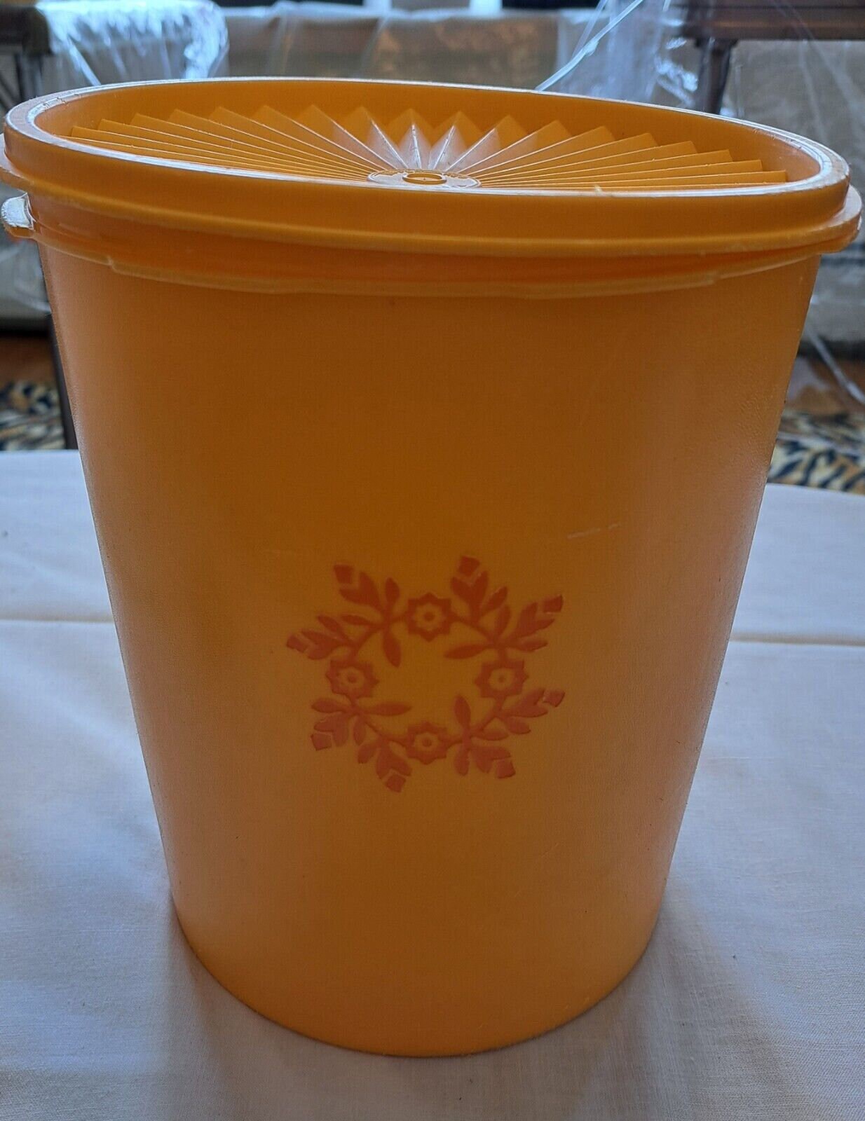Tupperware Vintage Sugar Flour Yellow Canister Container & Lid 805-6 ...