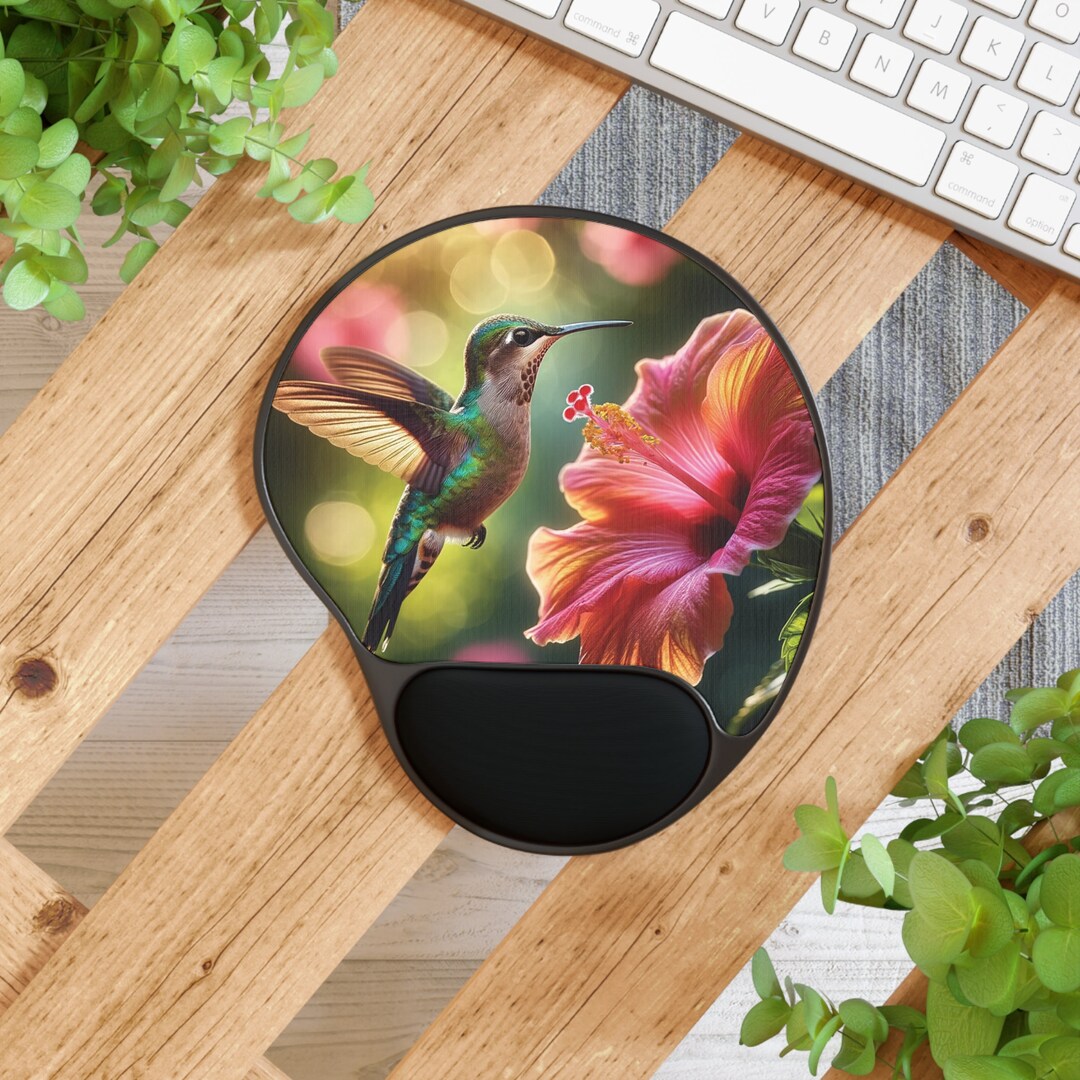 Stunning Hummingbird Ergonomic Mouse Pad With Wrist Rest - Bird Mouse ...