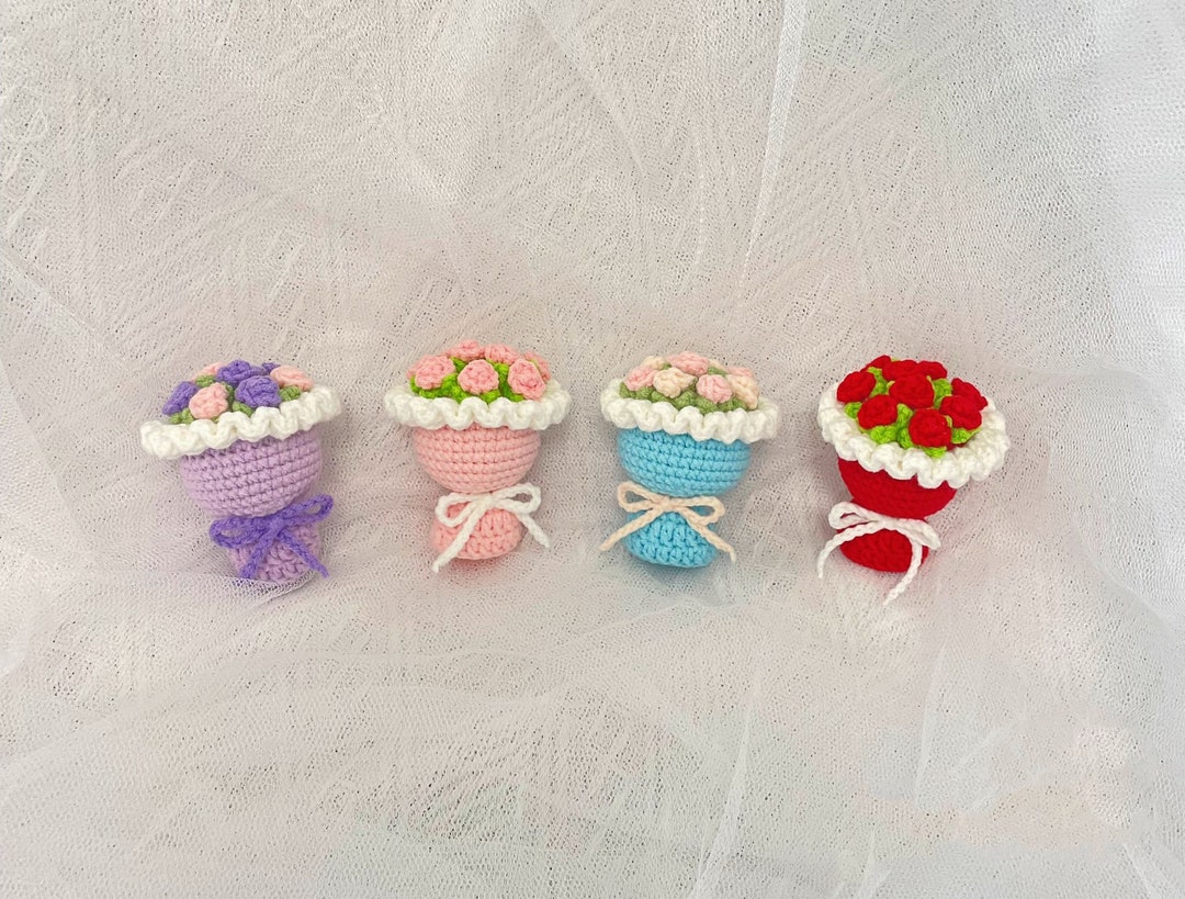 Crochet Mini Bouquet Keychain, Crochet Mini Bouquet, Floewr Keychain ...