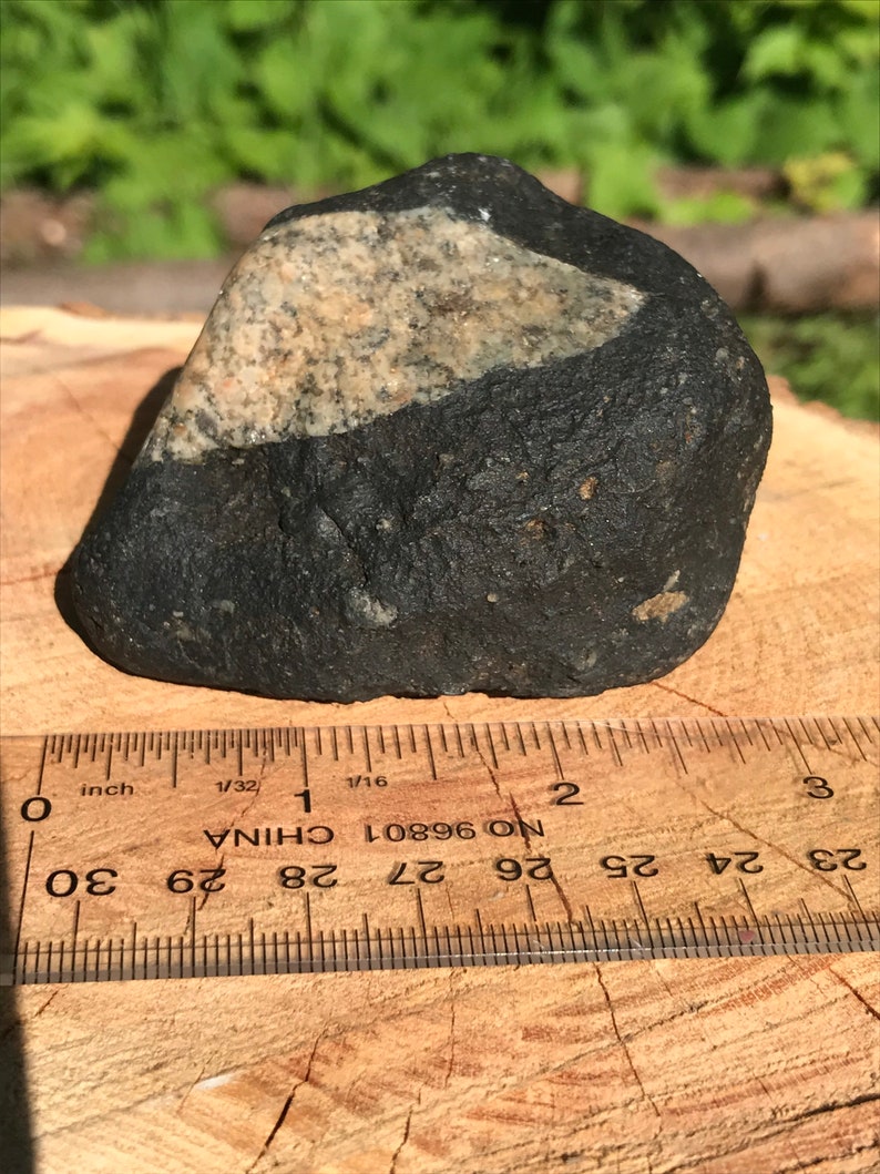 Home Décor Rocks & Geodes Home & Living Medium Promotes focus and good ...