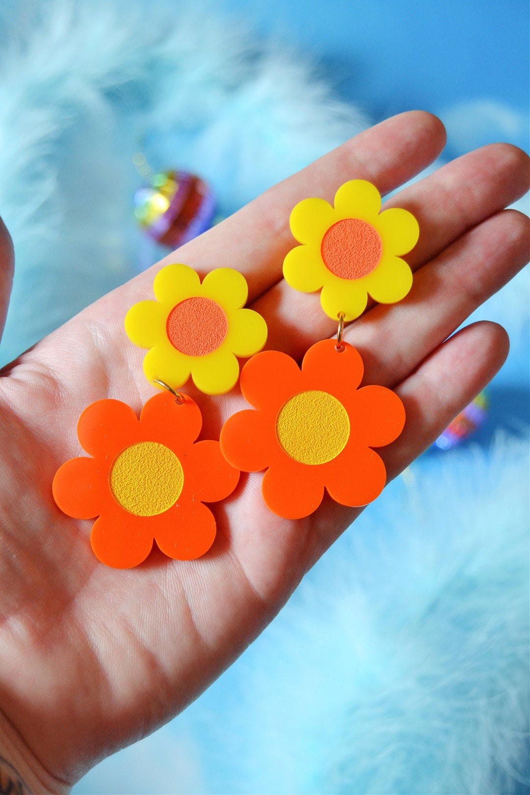 Acrylic Double Daisies Daisy Chain Flower Power Yellow Orange Mod 60s ...