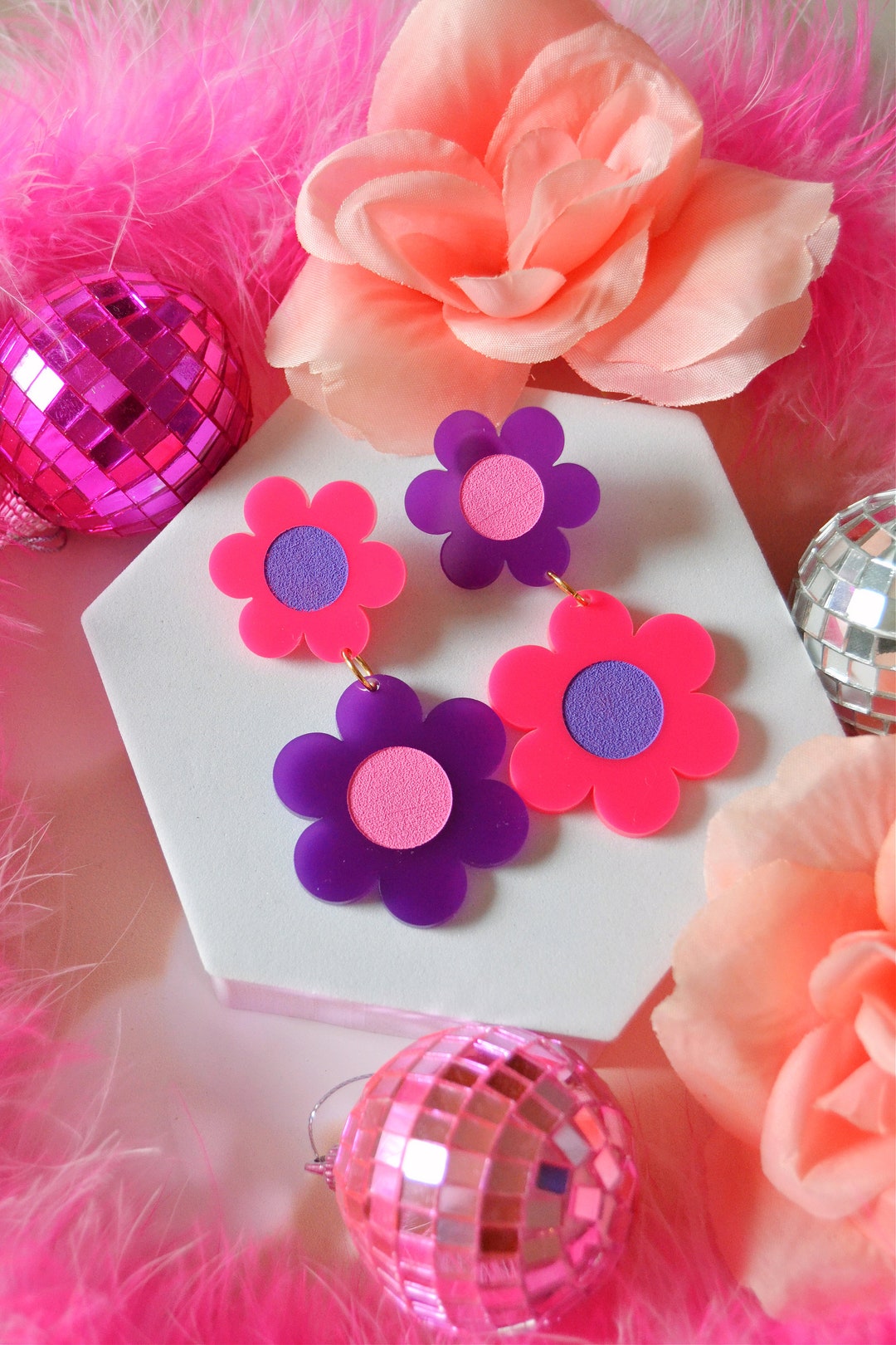 Acrylic Pink and Purple Double Daisies Daisy Flower Power Daisy Chain ...