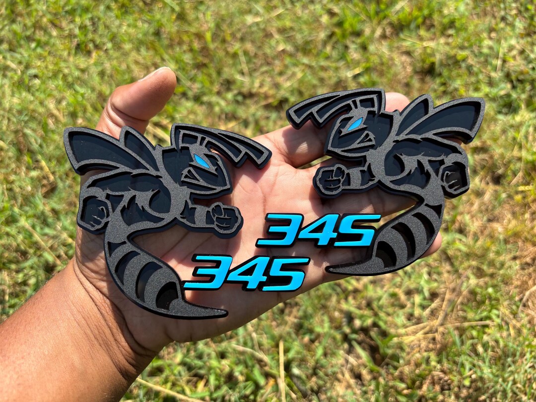 345 Hornet Badges Emblem BEE (2) Light Blue Eye Matte on Black BADGES ...