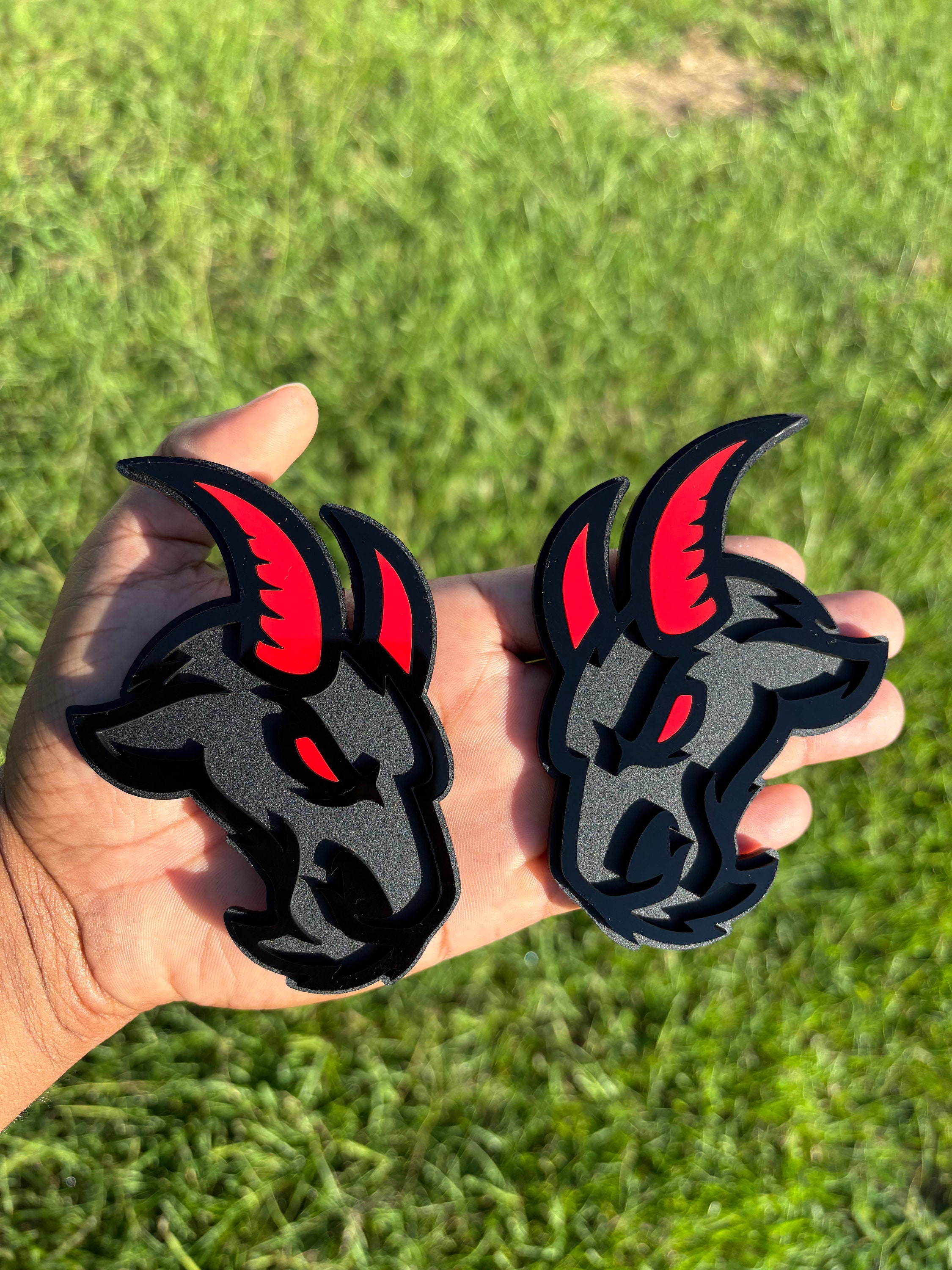 Red Eye and Red Horns Angry Goat Car Emblem Badge Custom Black on Matte ...