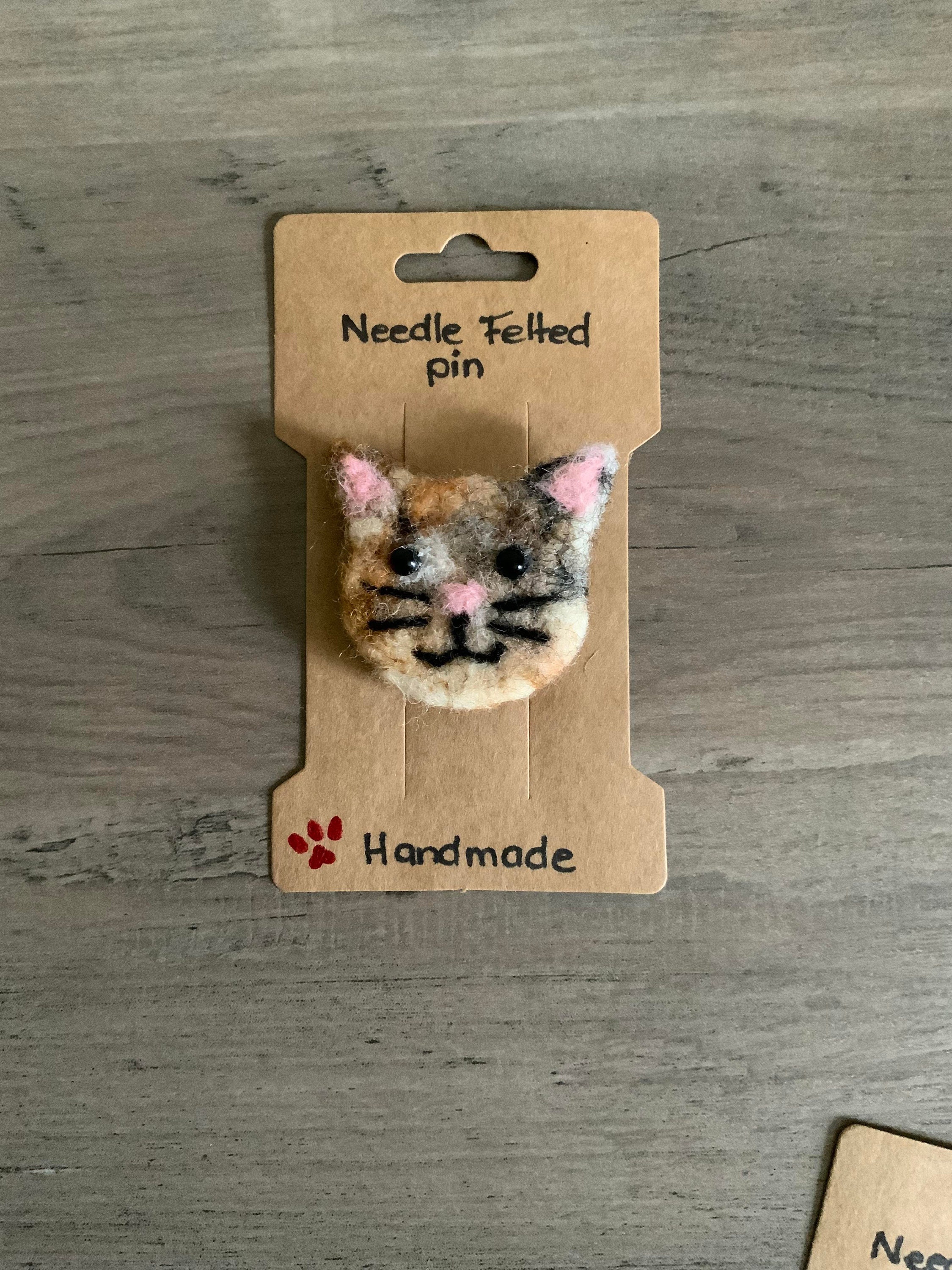 Cat Pin / Brooch Needle Felted Pin Wool Pin Cat Lovers' - Etsy