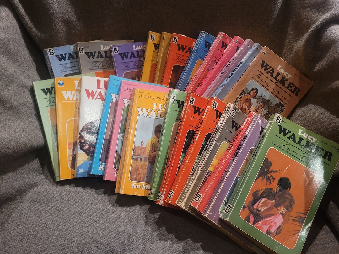 25 Volumes Vintage Lucy Walker Romance Novels, Most Printed in the ...