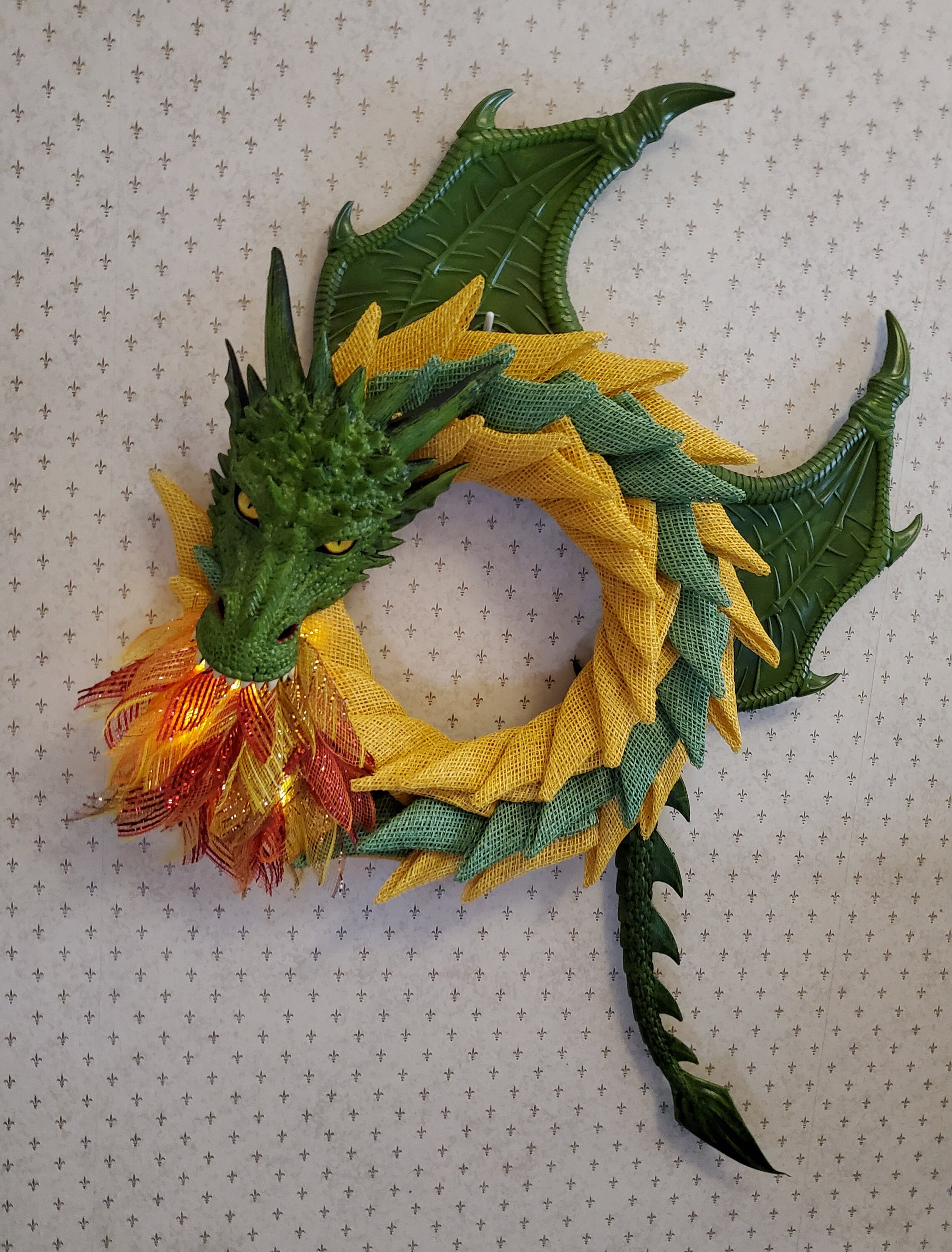 Light up Dragon Wreath Large Green and Yellow, With Wings, Mask, Tail ...