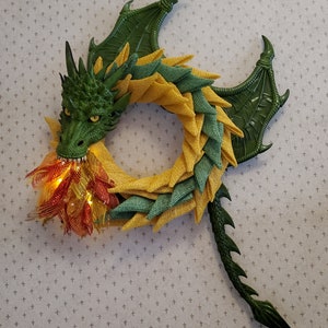Light up Dragon Wreath Large Green and Yellow, With Wings, Mask, Tail ...