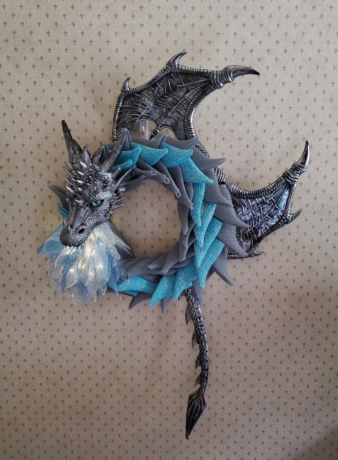 Custom Light-up Dragon Wreath - Large Wall/door Decor, Body Poly Burlap ...