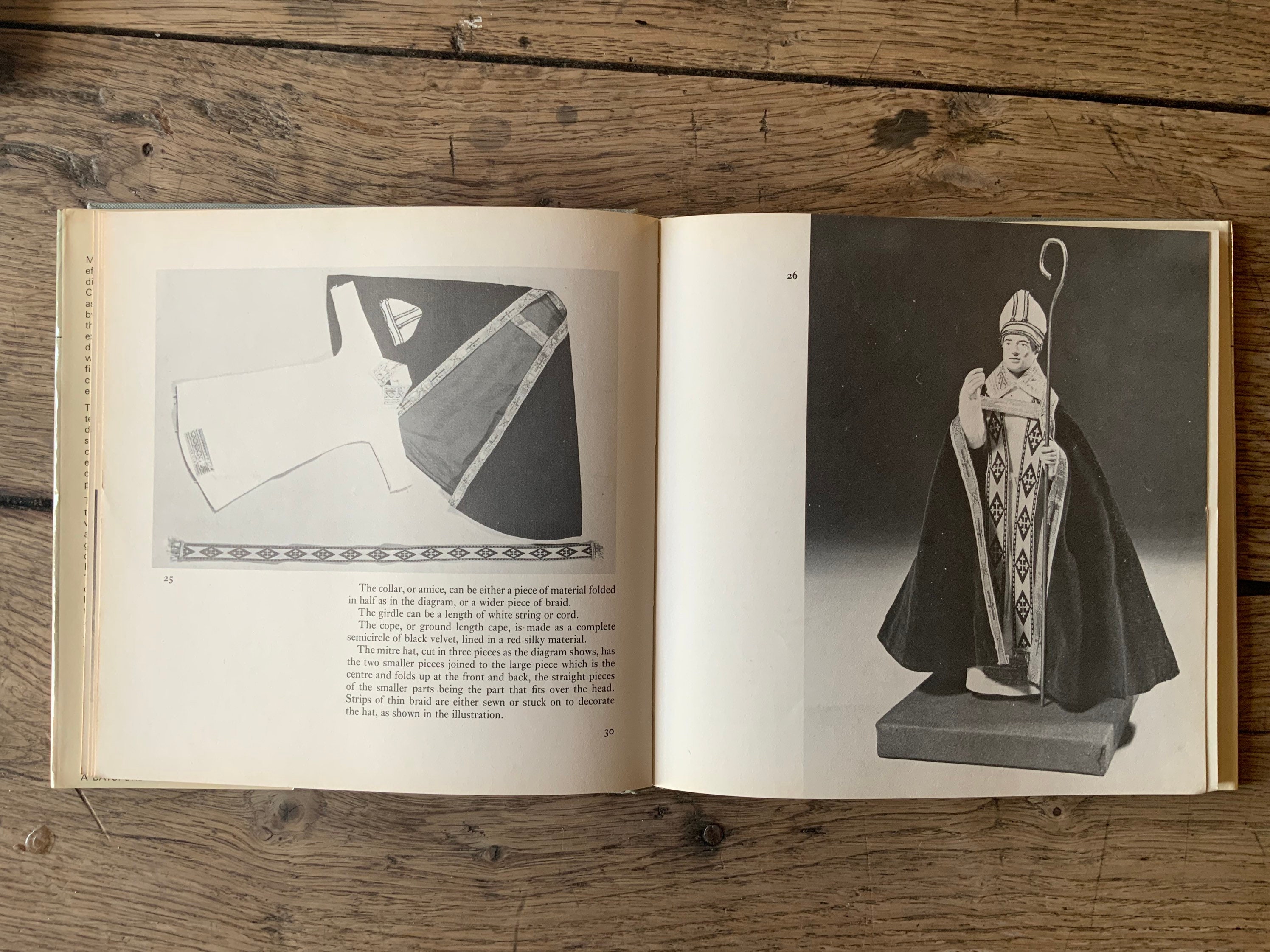 Vintage Book making Historical Costume Dolls by Jack Cassin-scott, Period Costumes for Dolls. - Etsy