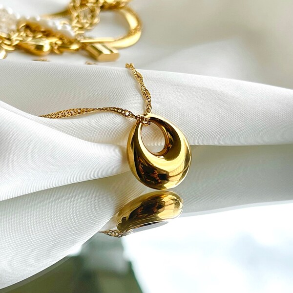 Water Drop Necklace - Etsy