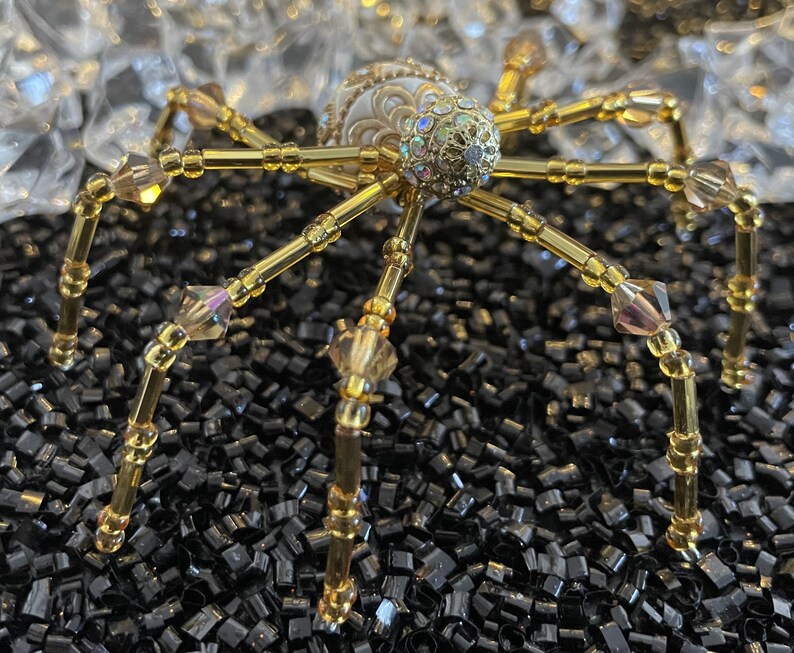 Christmas Spider, Ornament, Spiderville, Beaded Spider - Etsy