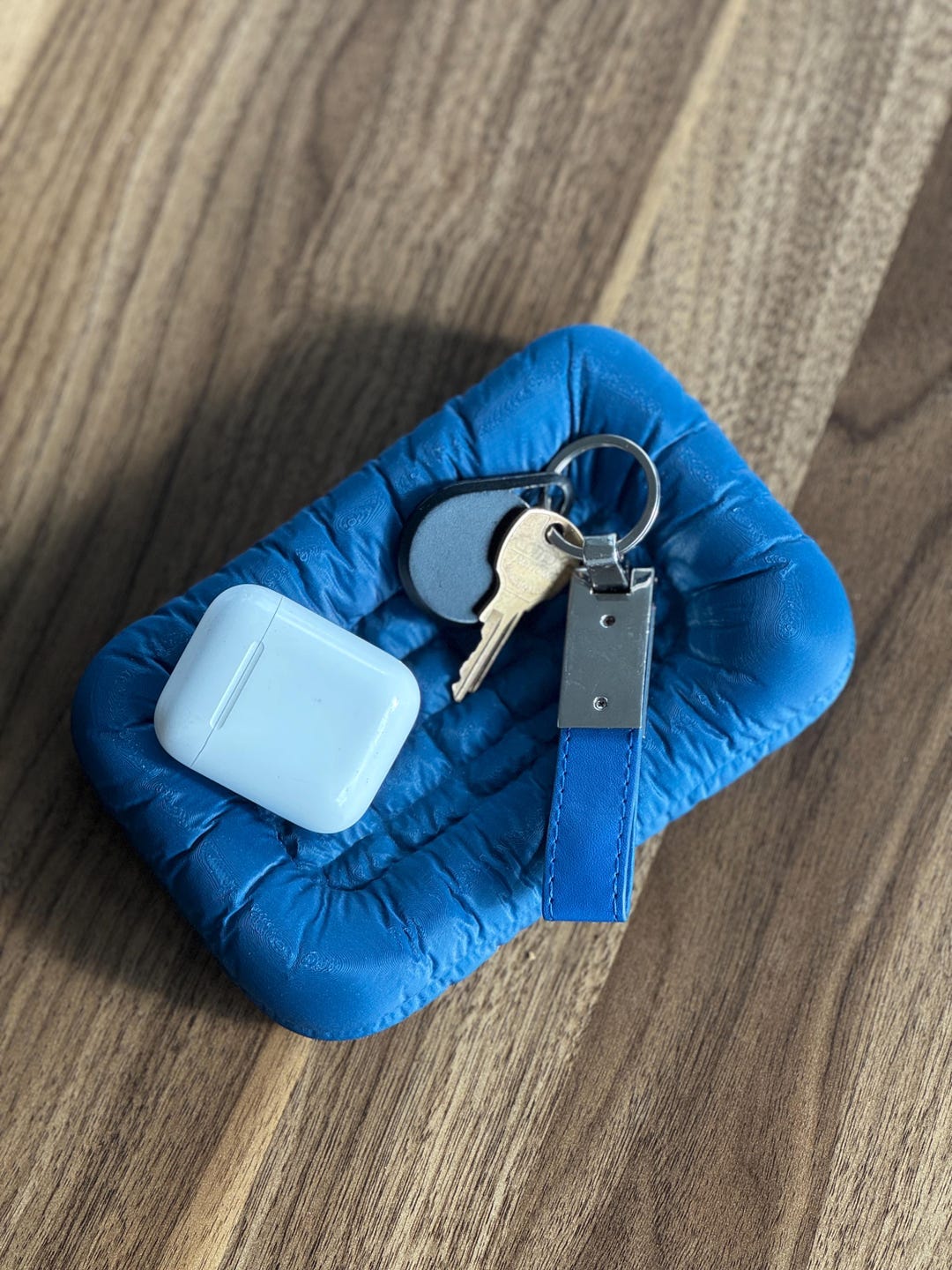 Stylish Mini Couch 3D Printed Key Holder Unique Entryway Organizer Home ...