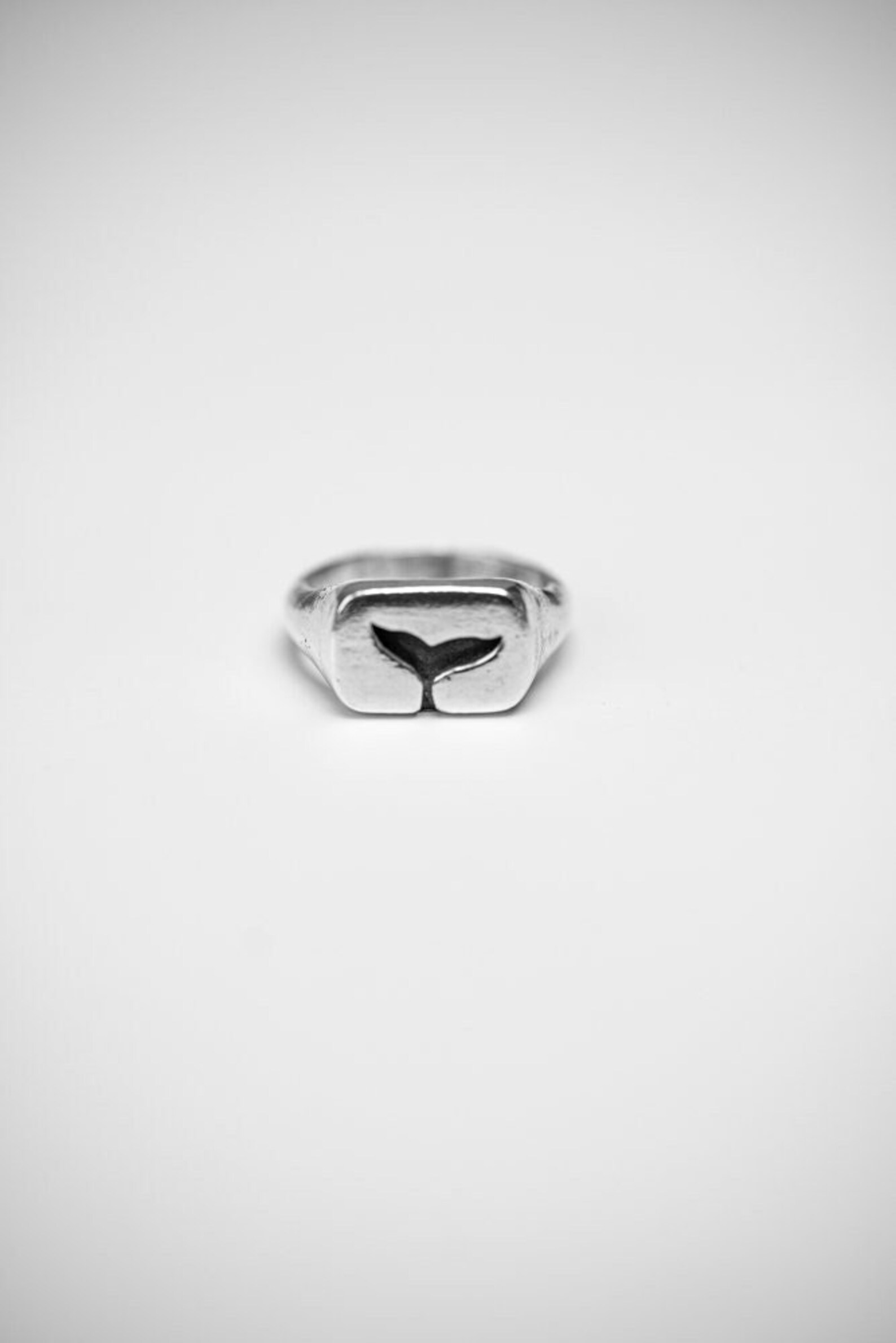 The Buriburi Signet Ring - Whale Tail Design in 925 Sterling Solid Silver - Surf Coast ...