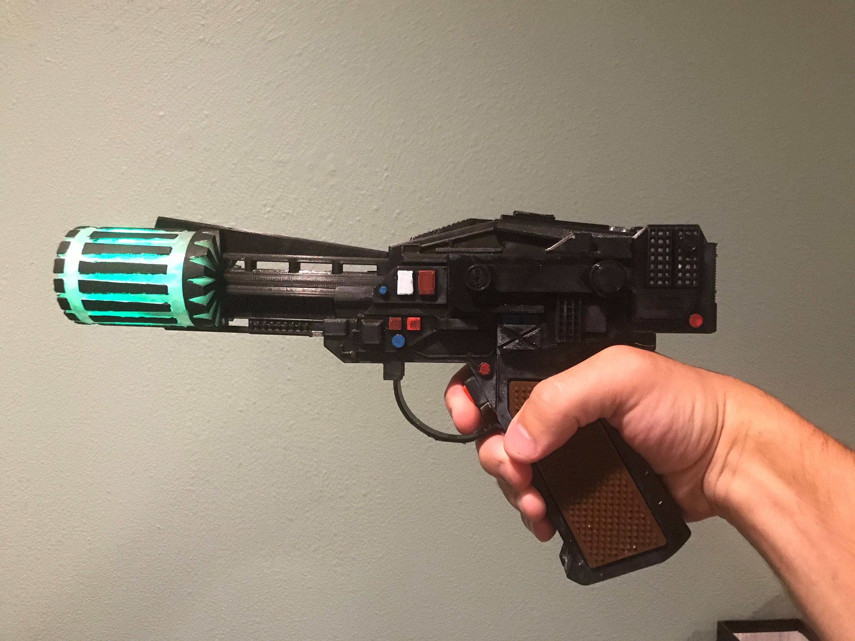 Battlestar Pegasus Guns