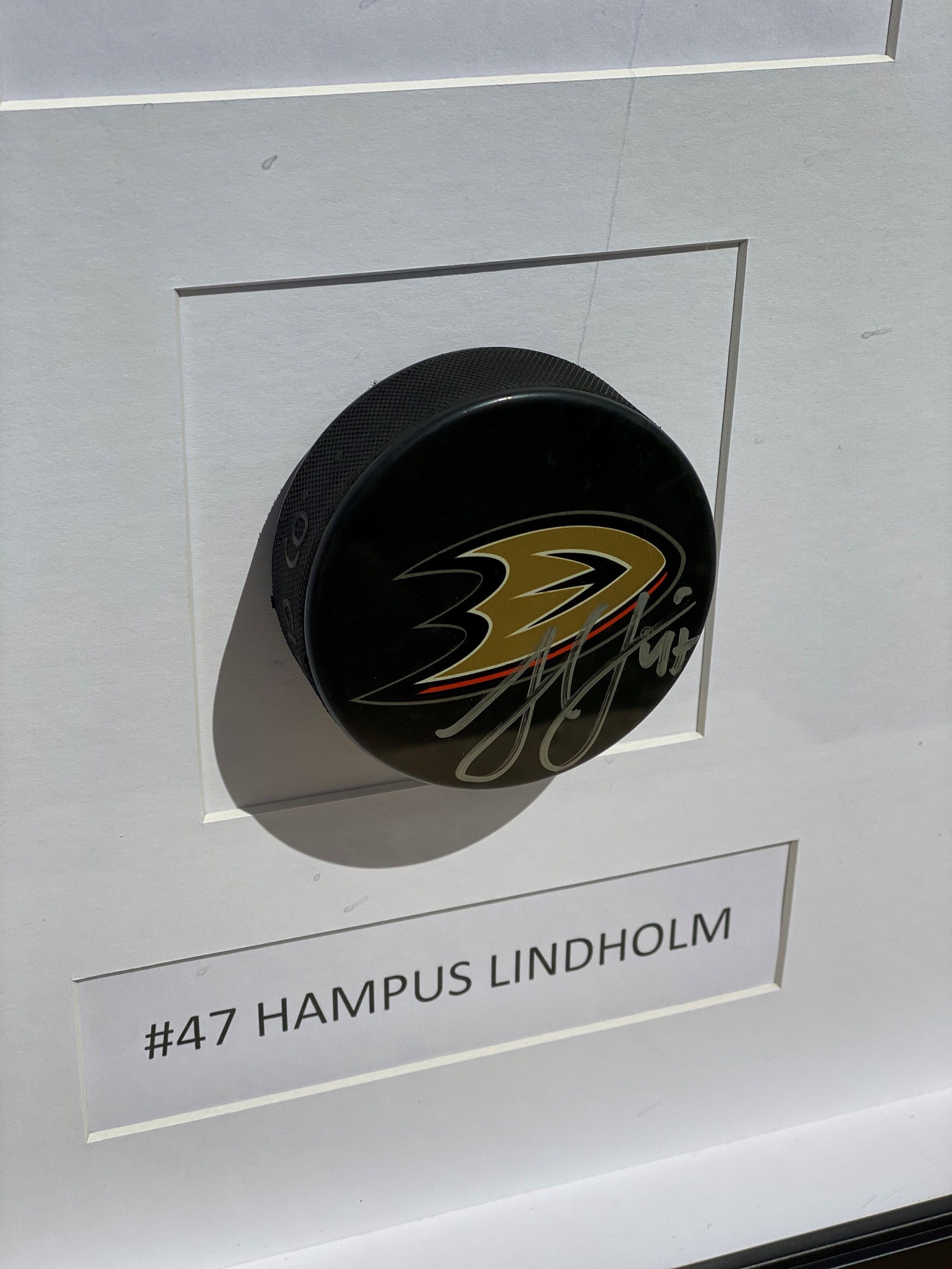 Corey Perry & Hampus Lindholm: Signed Photo, Signed Hockey Puck, Boston ...