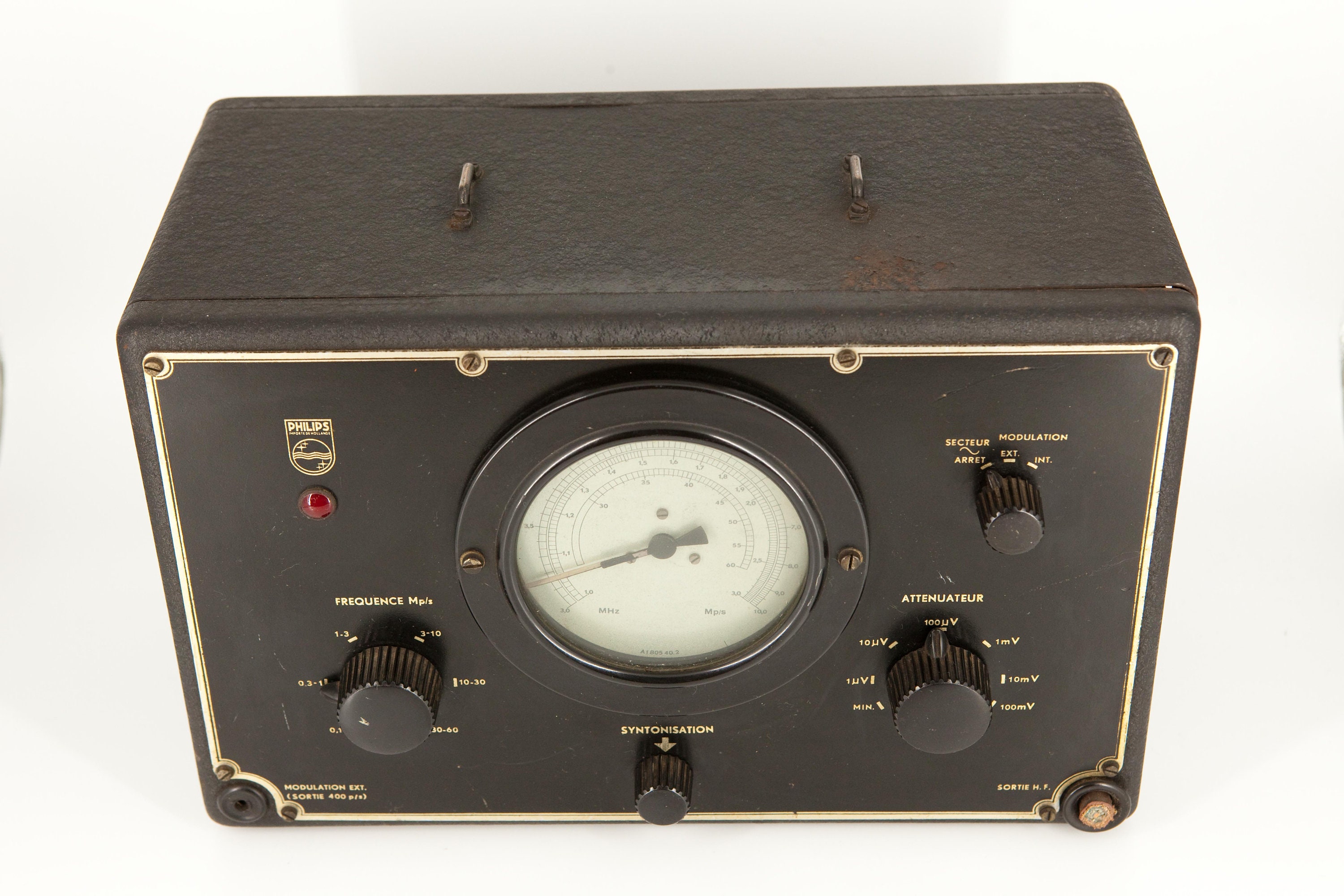 Analog Signal Generator to Decorate a Vintage Room Perfect as Designer ...