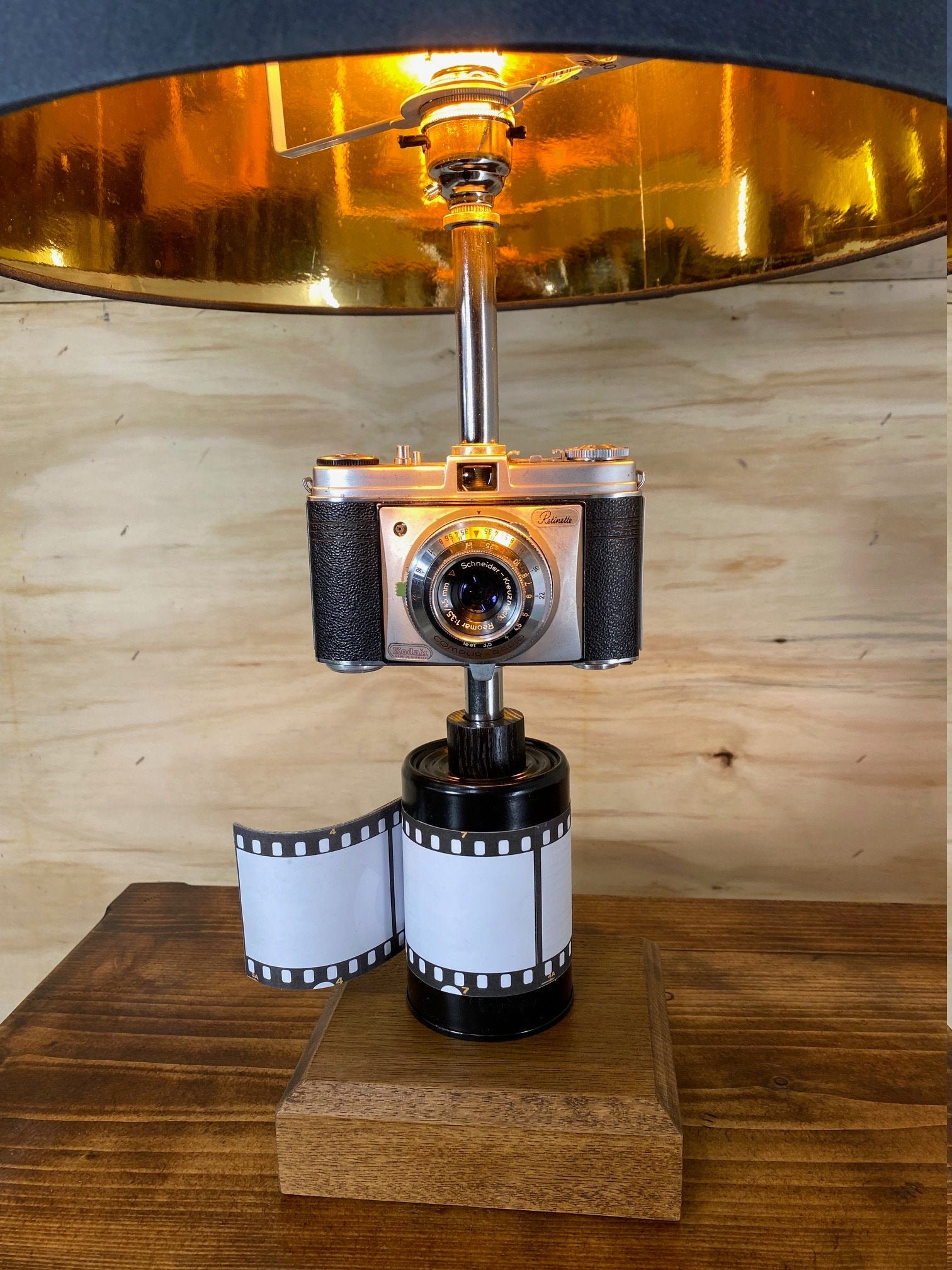 Repurposed Camera Table Lamp - Etsy