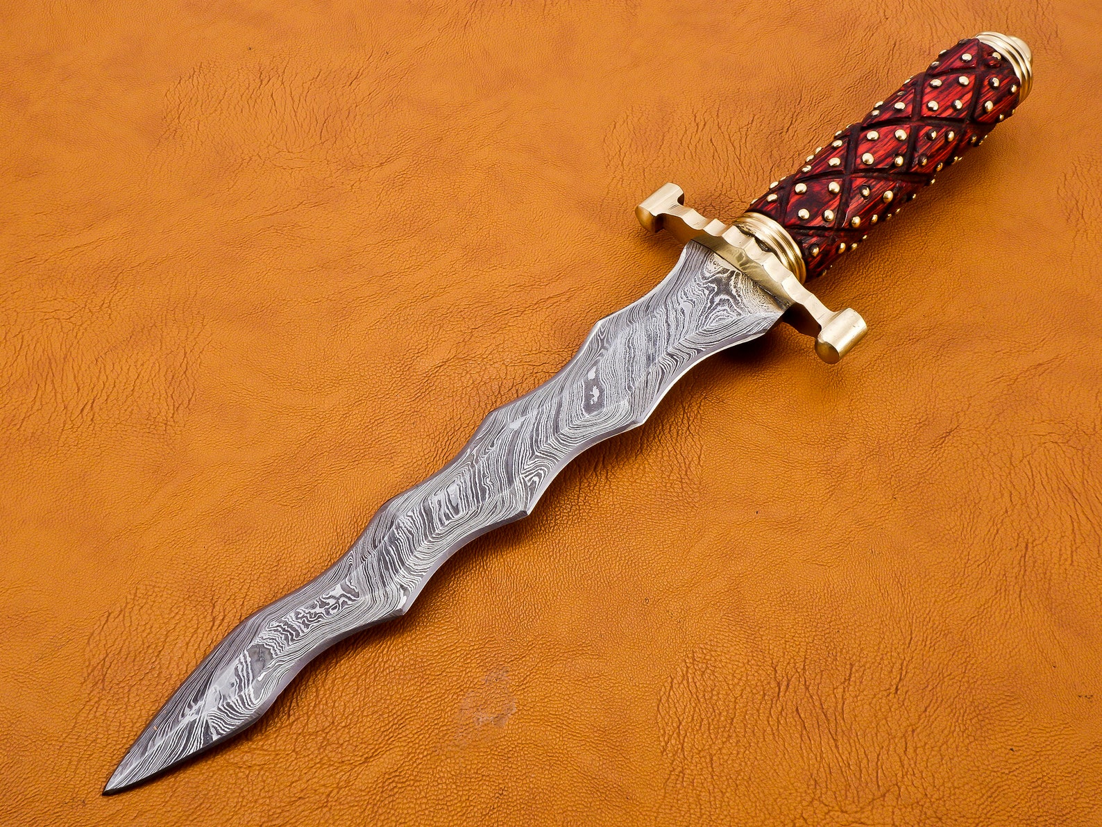 Zig-zag Hand made damascus steel dagger | Etsy