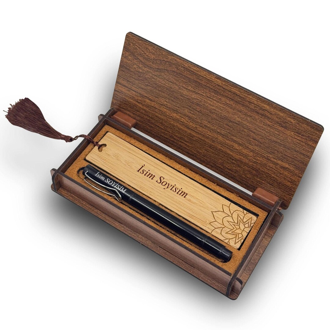 Personalized Pen and Bamboo Bookmark Gift Set | Engraved Wood Case - Etsy