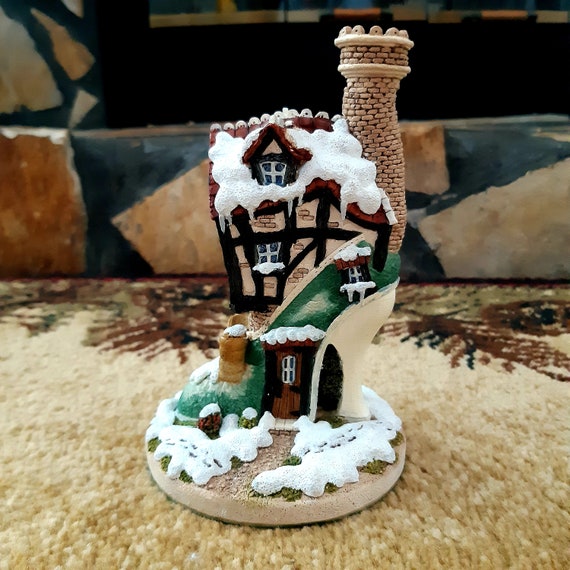 The Shoemaker's Dream the Crooked Boot Figurine by Jon - Etsy