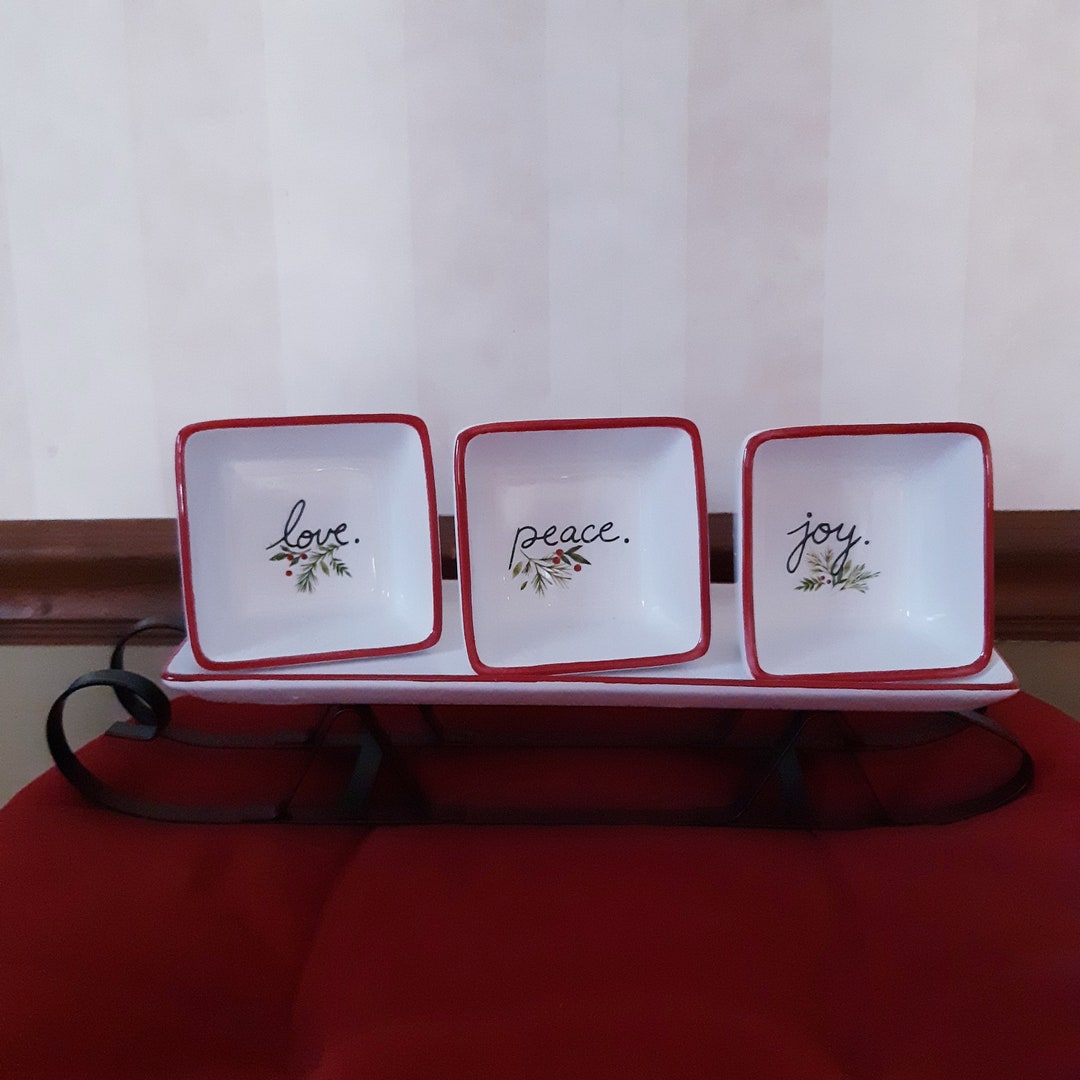 St. Nicholas Square Farmhouse 4 Piece Sleigh Serving Set - Etsy