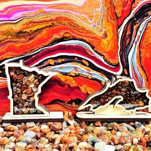 Minnesota | Lake Superior Agate Mini Shadow Box: Minnesota Souvenir ...