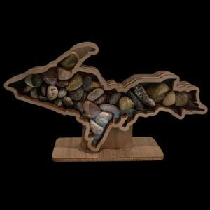 Walnut Michigan UP Shadow Box Lake Superior Agate Display Upper ...