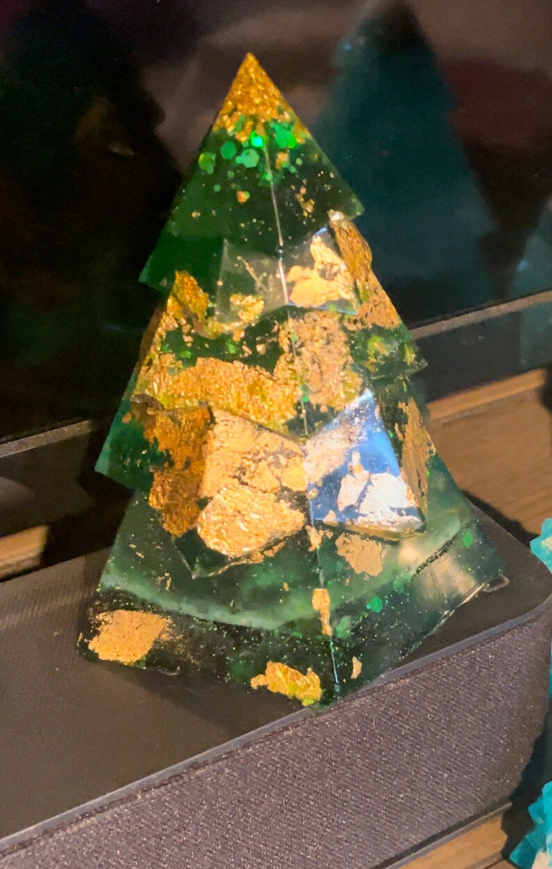 Beautiful Resin Christmas Trees! - Etsy UK