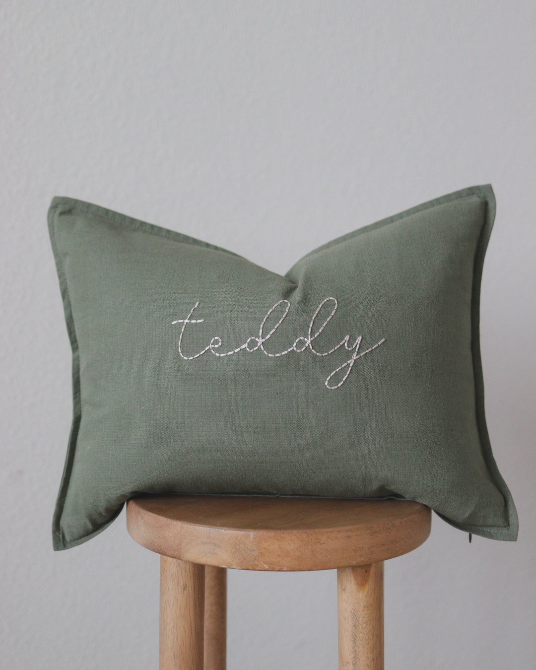 Hand-embroidered Nursery Pillow Custom Name Pillow - Etsy