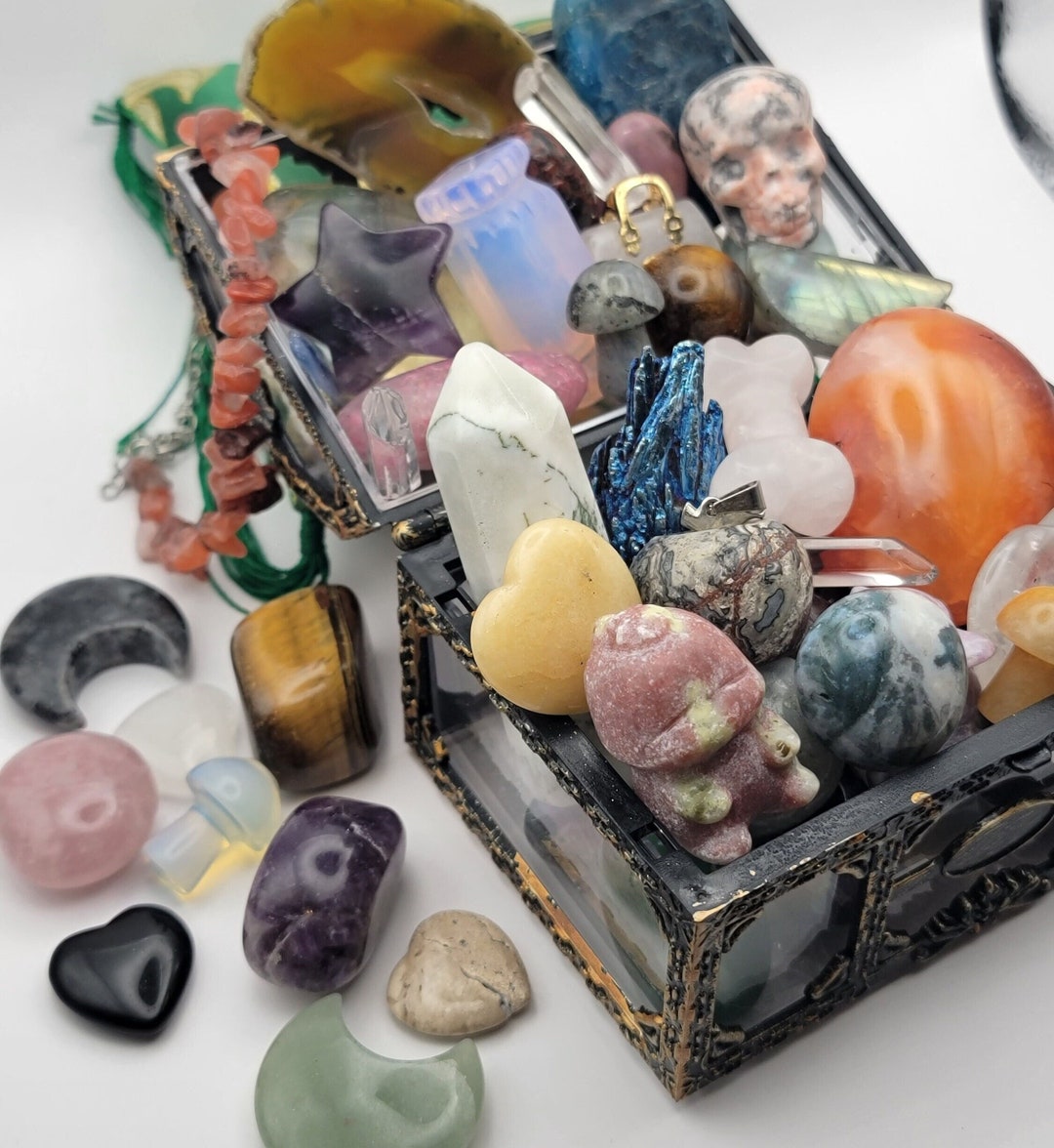 The ULTIMATE Mystery Crystal Box - Healing Crystals Chosen for You ...