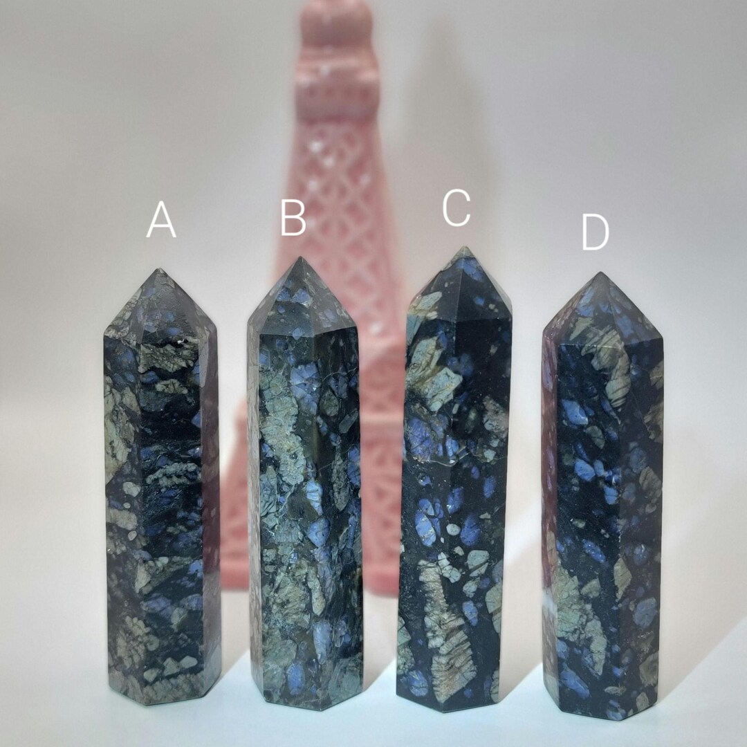 UV Reactive Que Será Crystal Towers Llanite Crystal Tower Galaxy ...