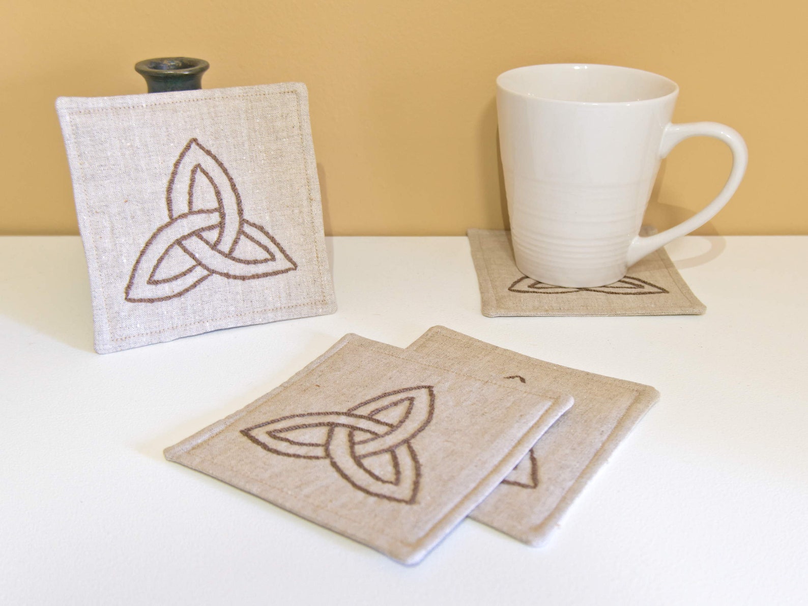 Celtic Knot Hand Embroidered Linen Fabric Coaster Set of 2 Handmade ...
