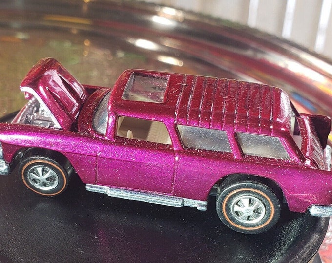 Vintage Mattel Redline Hot Wheels Magenta Classic Nomad Restored