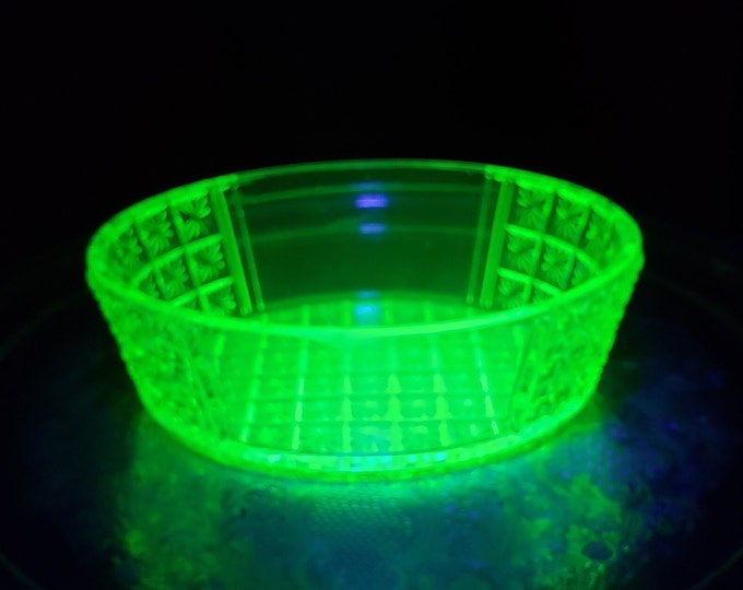 Vintage Vaseline Glass Richards and Hartley Oval Bowl - Three Panel ...
