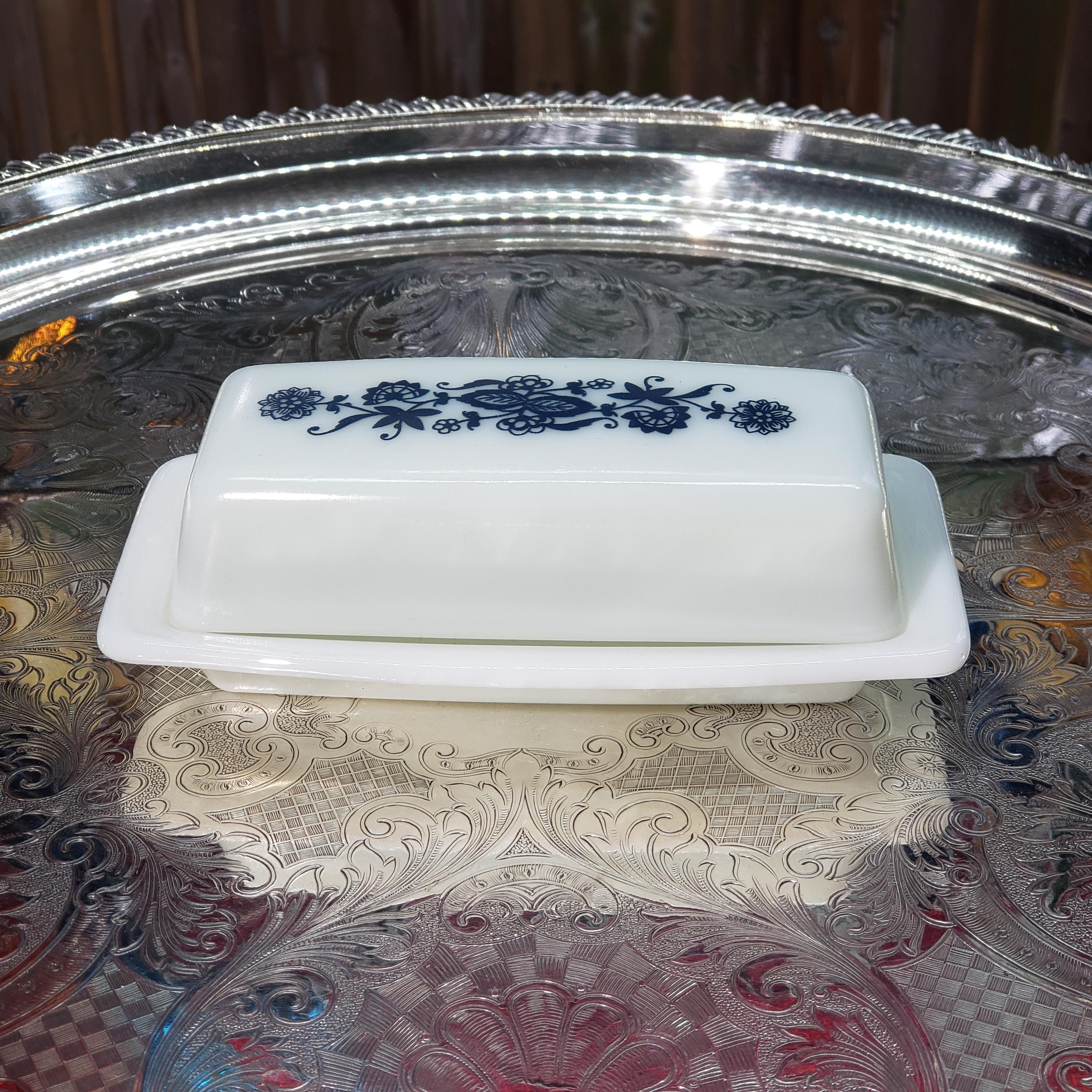 Vintage Pyrex Butter Dish: Old Town Blue Onion Pattern - Etsy