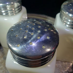 Vintage Milk Glass Kitchen Shakers: Hotpoint Electrochef Range Set - Etsy