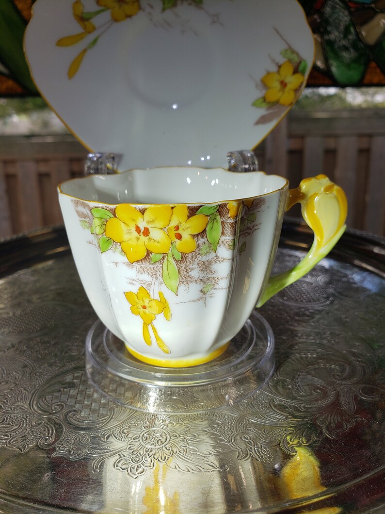 Vintage Royal Paragon Daffodil Teacup and Saucer, 1933-34, English ...
