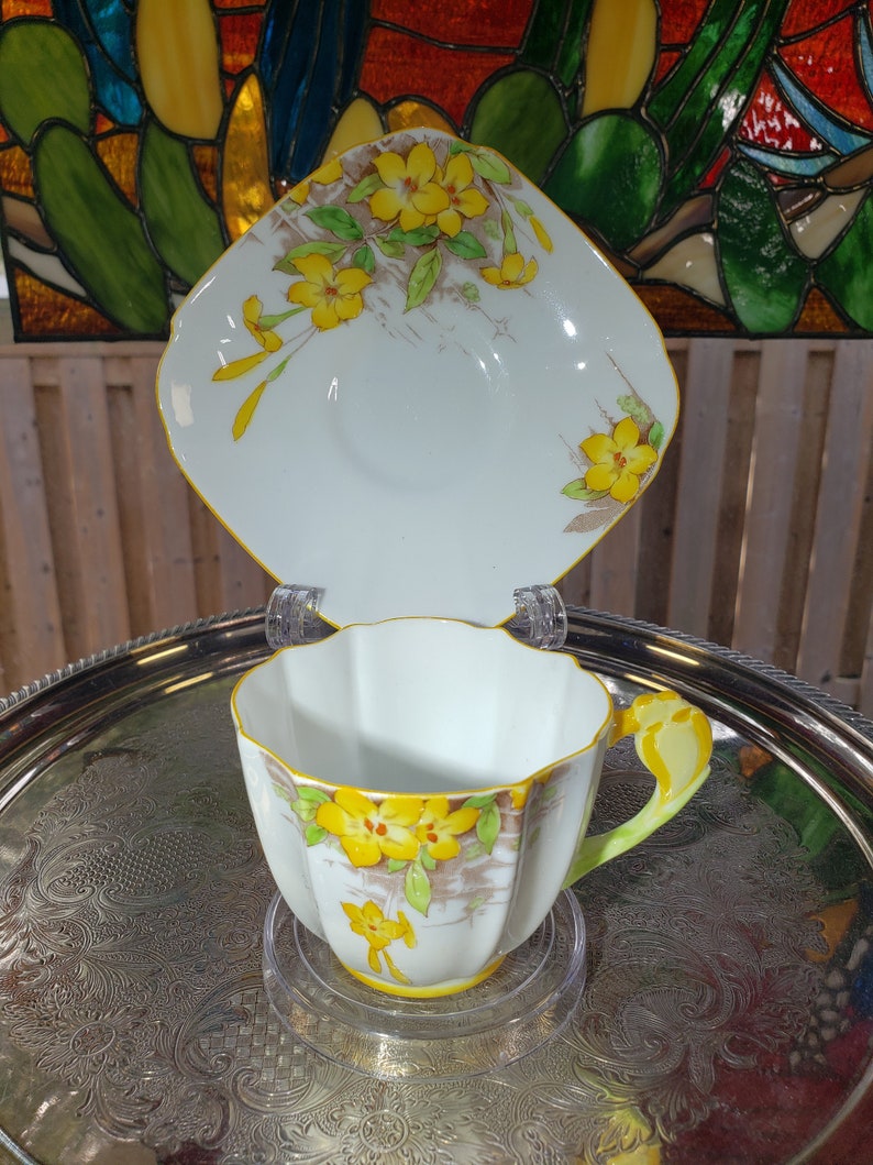 Vintage Royal Paragon Daffodil Teacup and Saucer, 1933-34, English ...