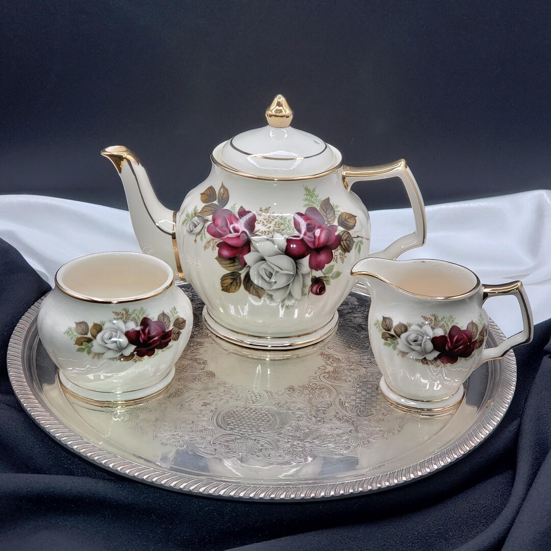 Vintage Sadler Deep Red & White Rose Teapot With Cream and Sugar Bowl ...
