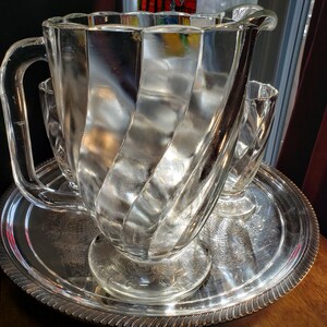 Spiral Pattern Footed Glass Pitcher and 4 Drinking Glass Set , Retro ...