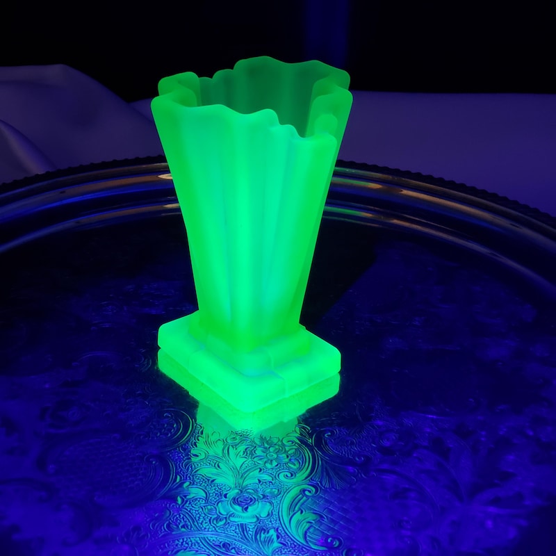 Bagley Art Deco Glass Vase - Etsy