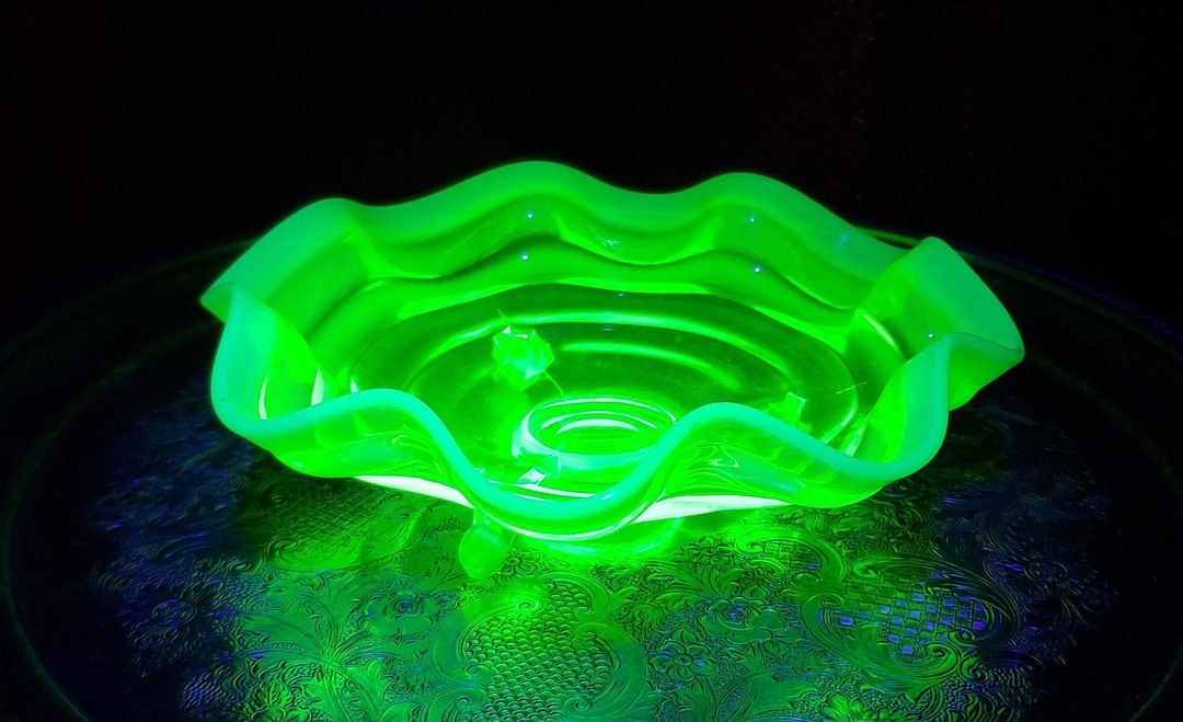 Vintage Fenton Ruffle Opalescent Uranium Glass Footed Bowl Vintage ...