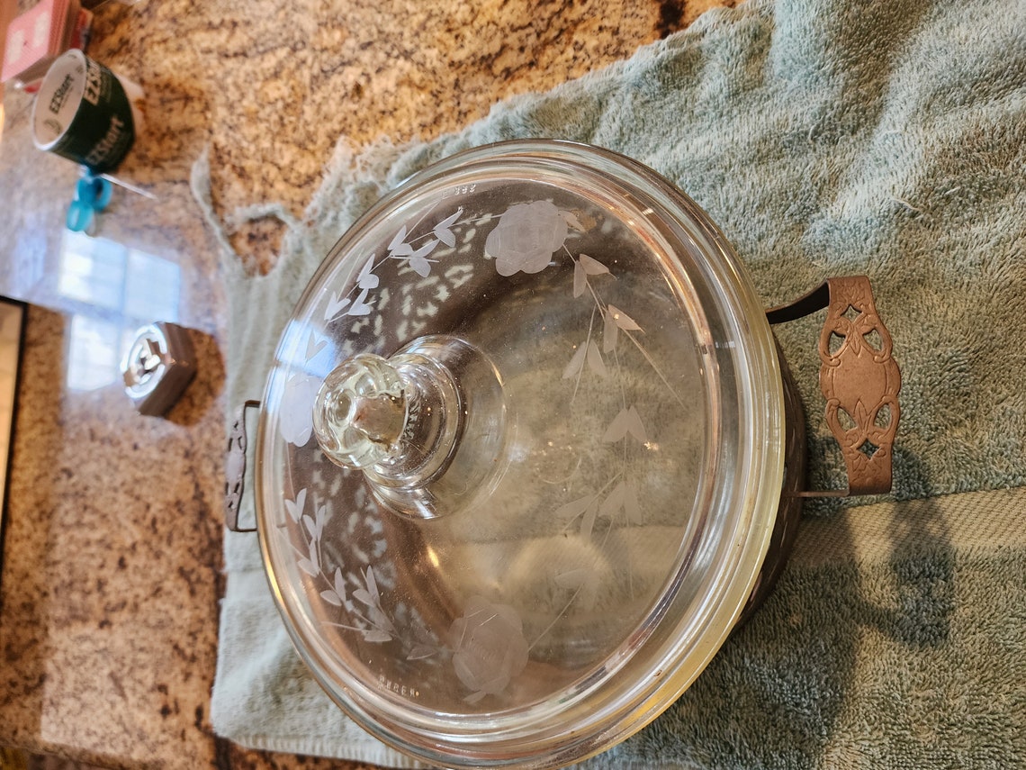 Pyrex Casserole Dish and Holder - Etsy